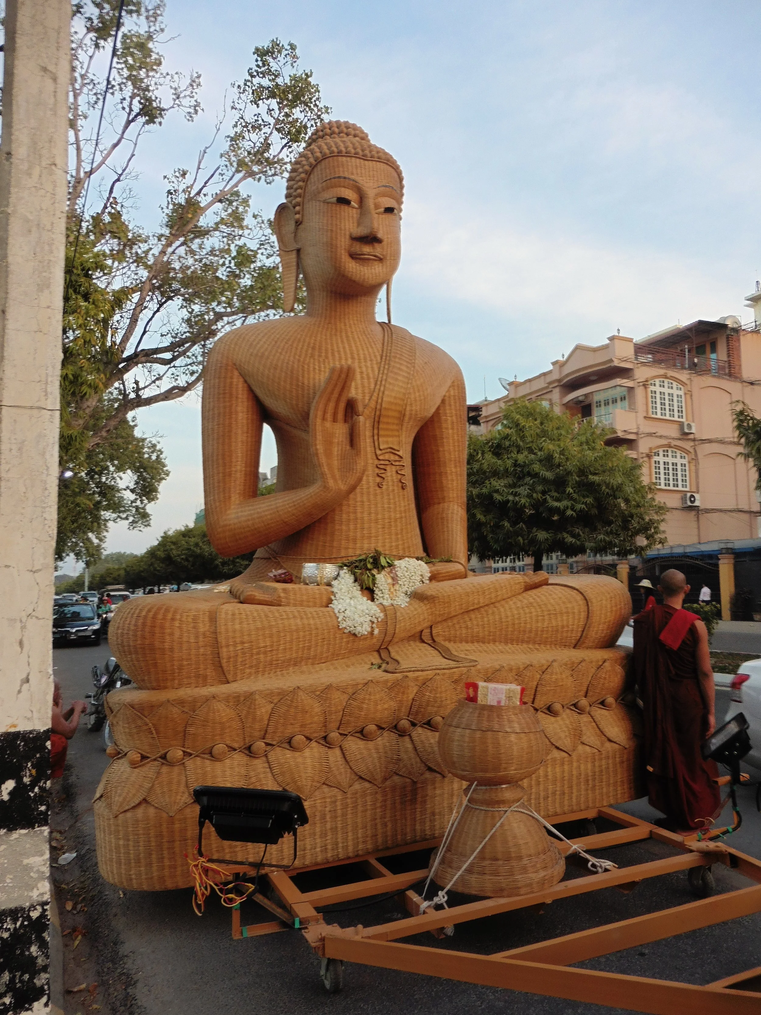 The Life Story of the Buddha: Siddhartha from Prince to Buddha — Inner ...