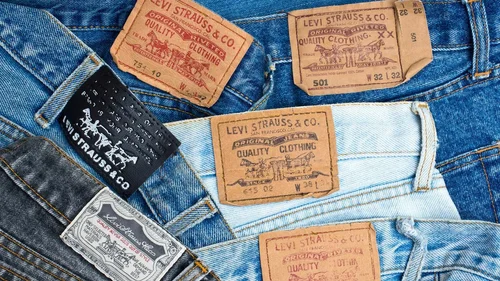 Sustainable Denim Guide: Reducing Water Usage in Jeans Manufacturing ...