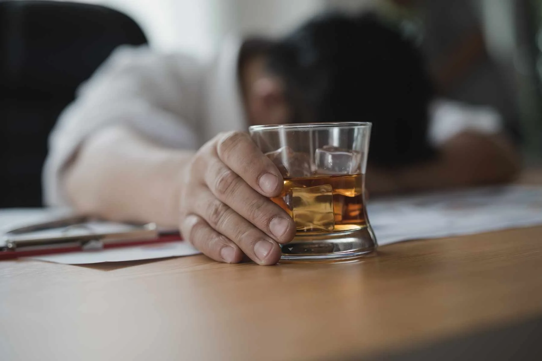 Understanding the Long Term Effects of Alcohol on the Digestive System ...