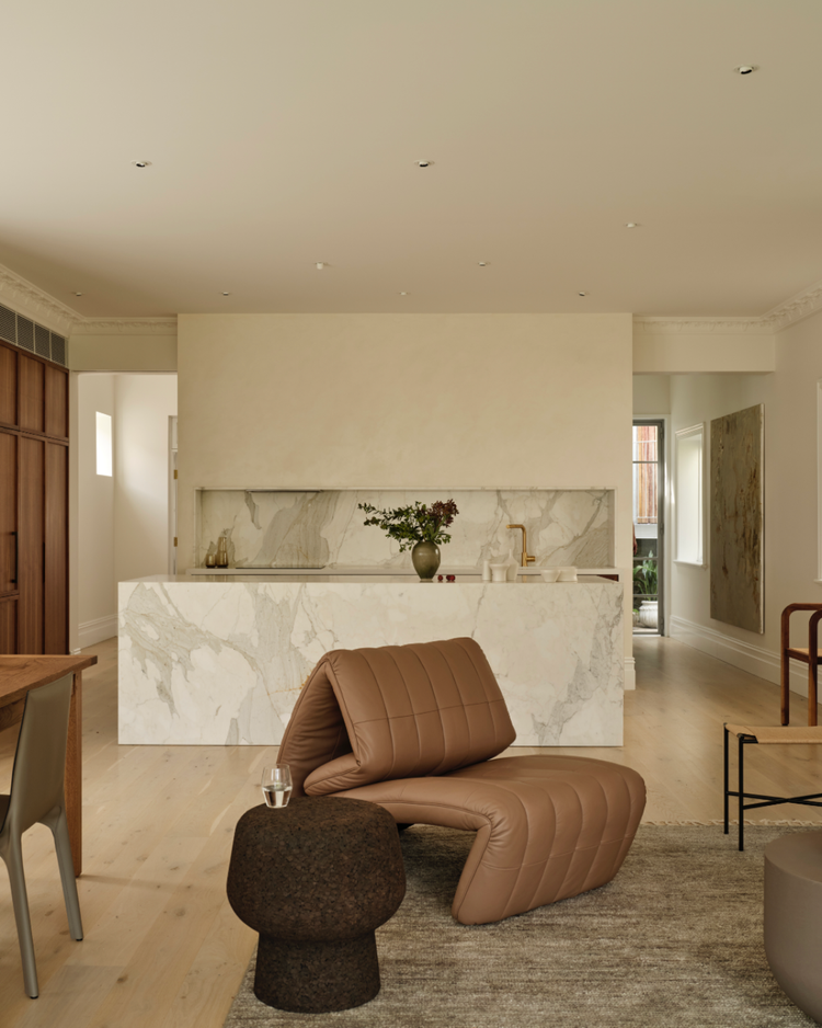 LAVENDER BAY HOME — GEORGINA WILSON ASSOCIATES — Claire Delmar