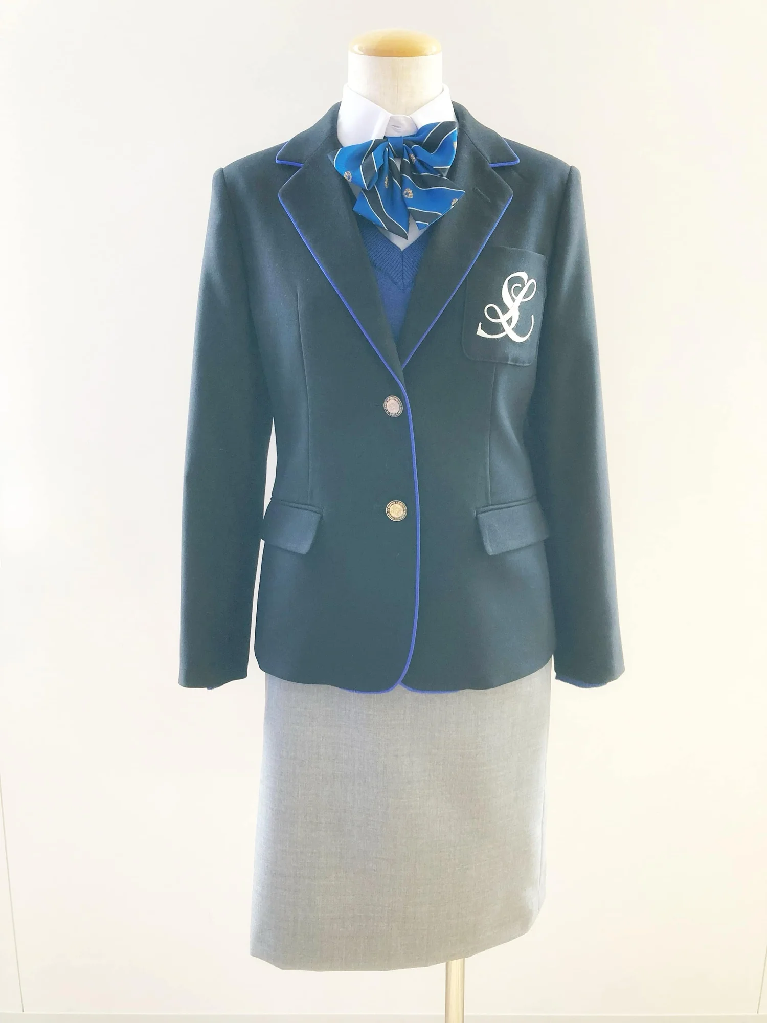 School Life - Primary & Secondary - Bus, Lunch, Uniform — Laurus ...