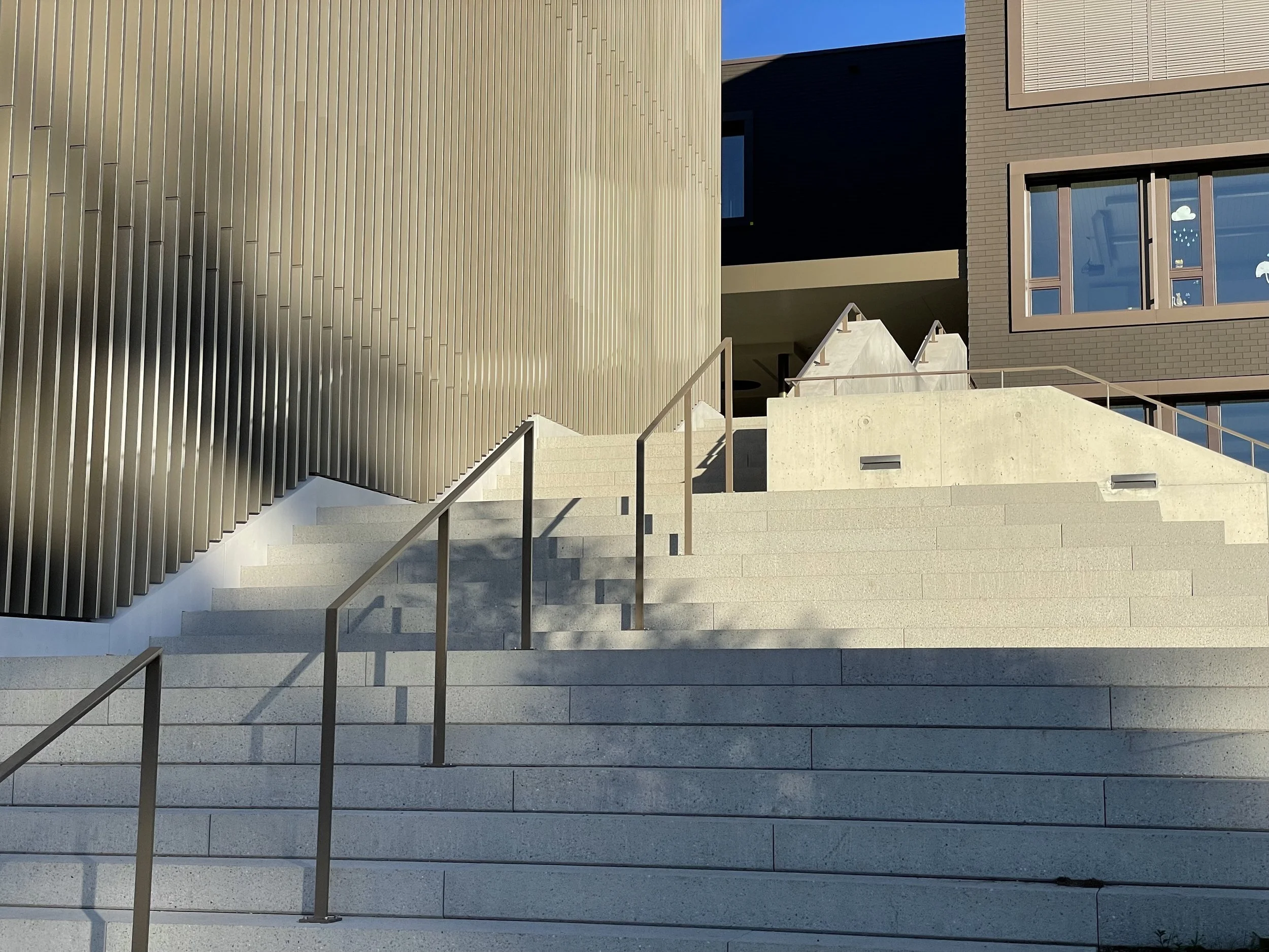 Schulhaus Acher, Unterägeri — iten landschaftsarchitektur