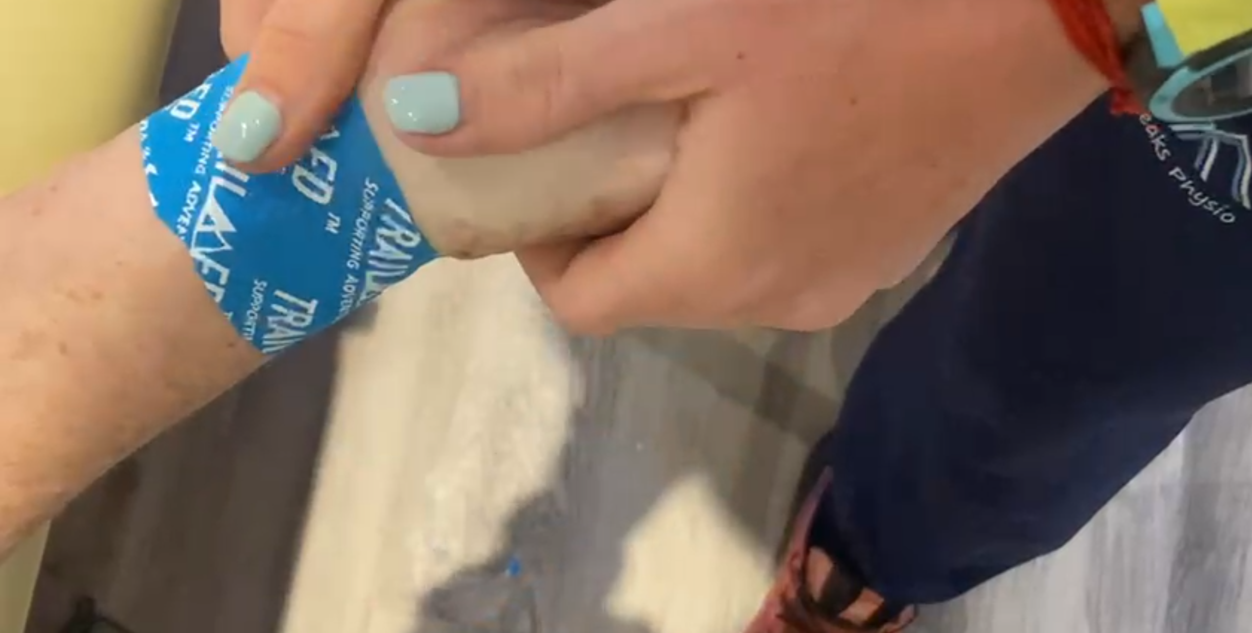 How to Apply TrailMed K-Tape for Wrist and Thumb Support and Pain ...
