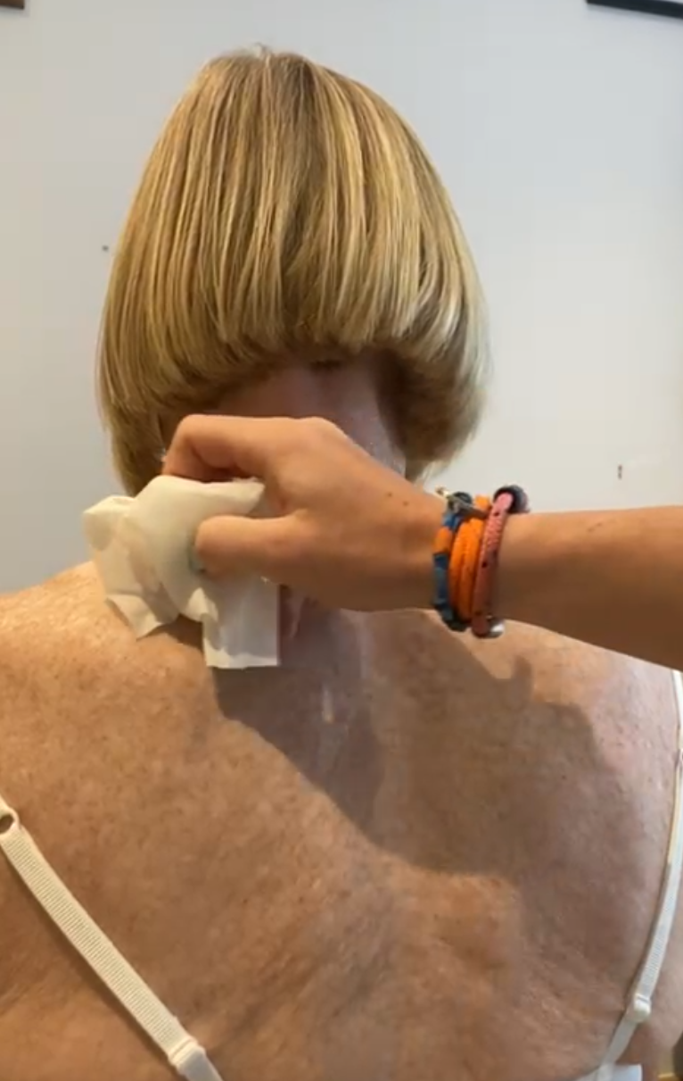 TrailMed How-To-Guide: Using K Tape for Neck and Shoulder Pain Relief ...