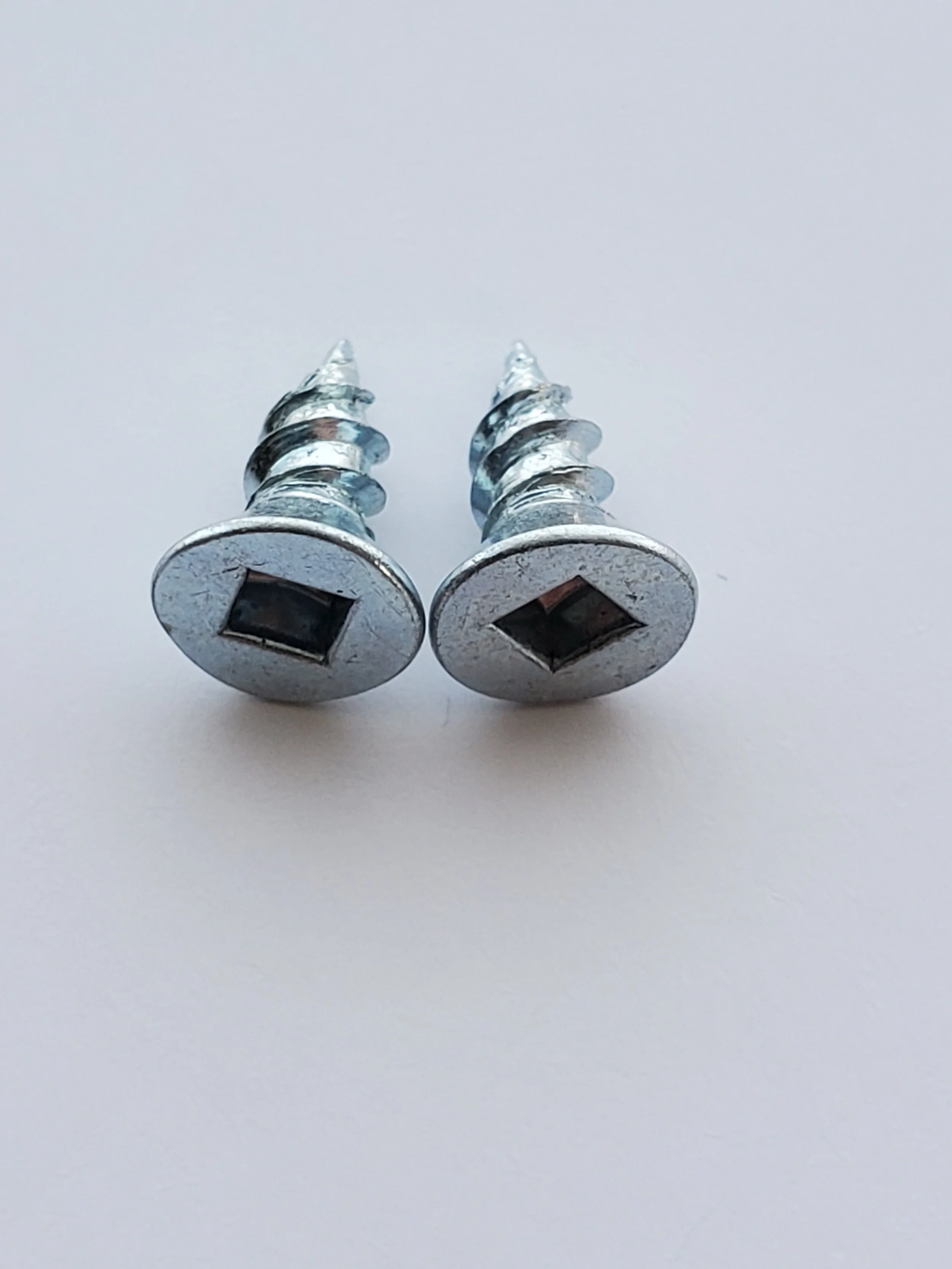 Item# 1014 -#6 x 3/8” Marker Screws — Art-hooks