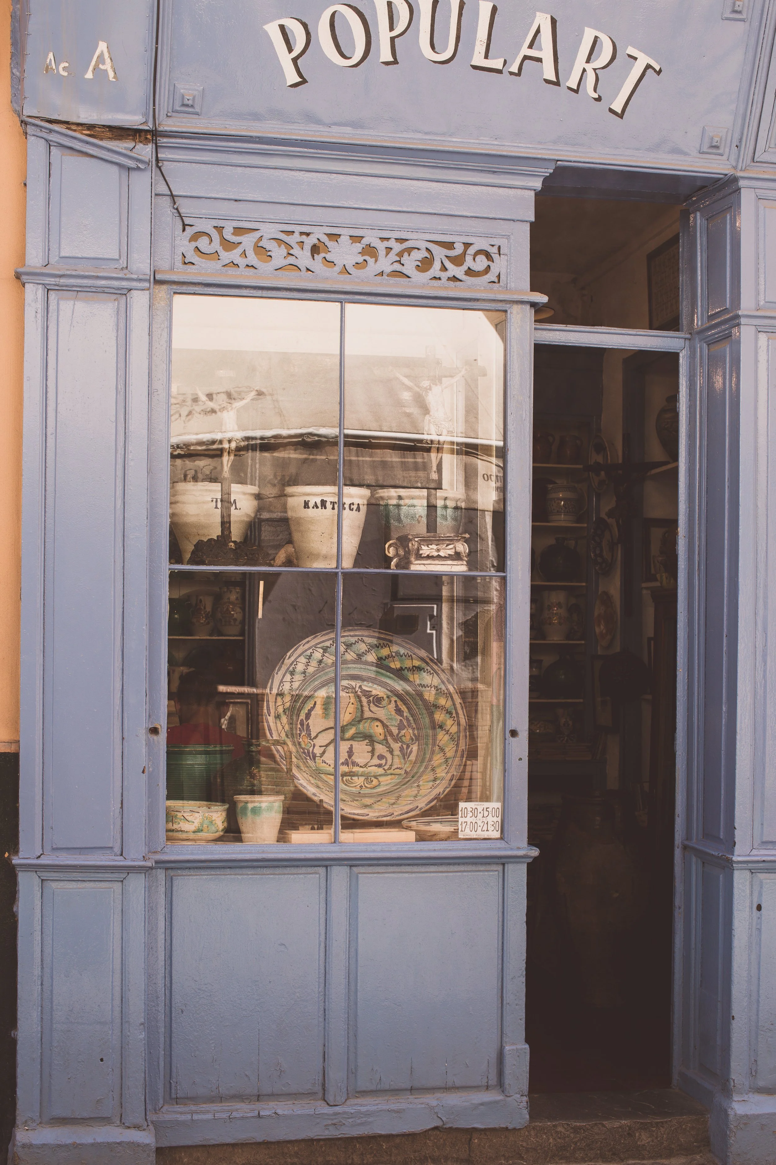 The Scenic Guide to Seville — Hanna Lionel