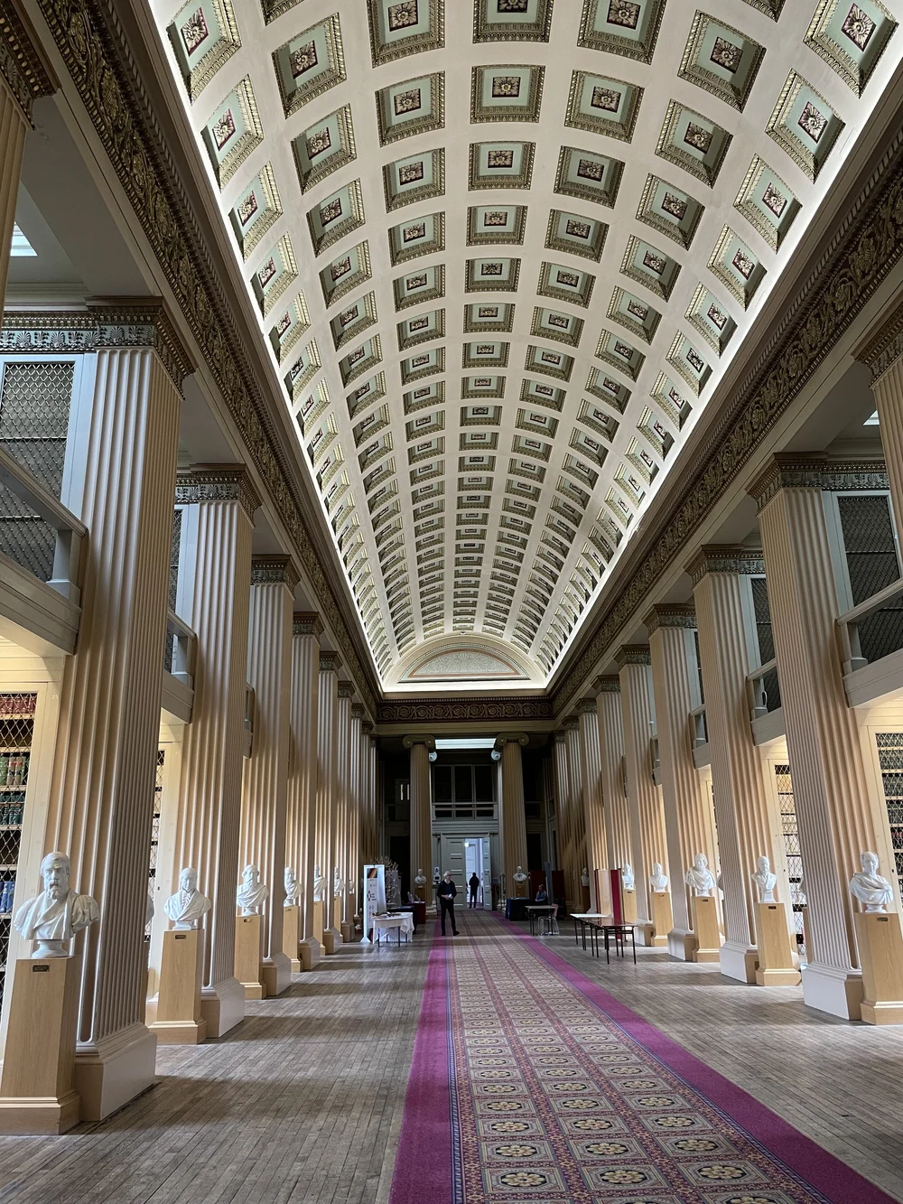 Architecture of Edinburgh - Old College at the University of Edinburgh ...