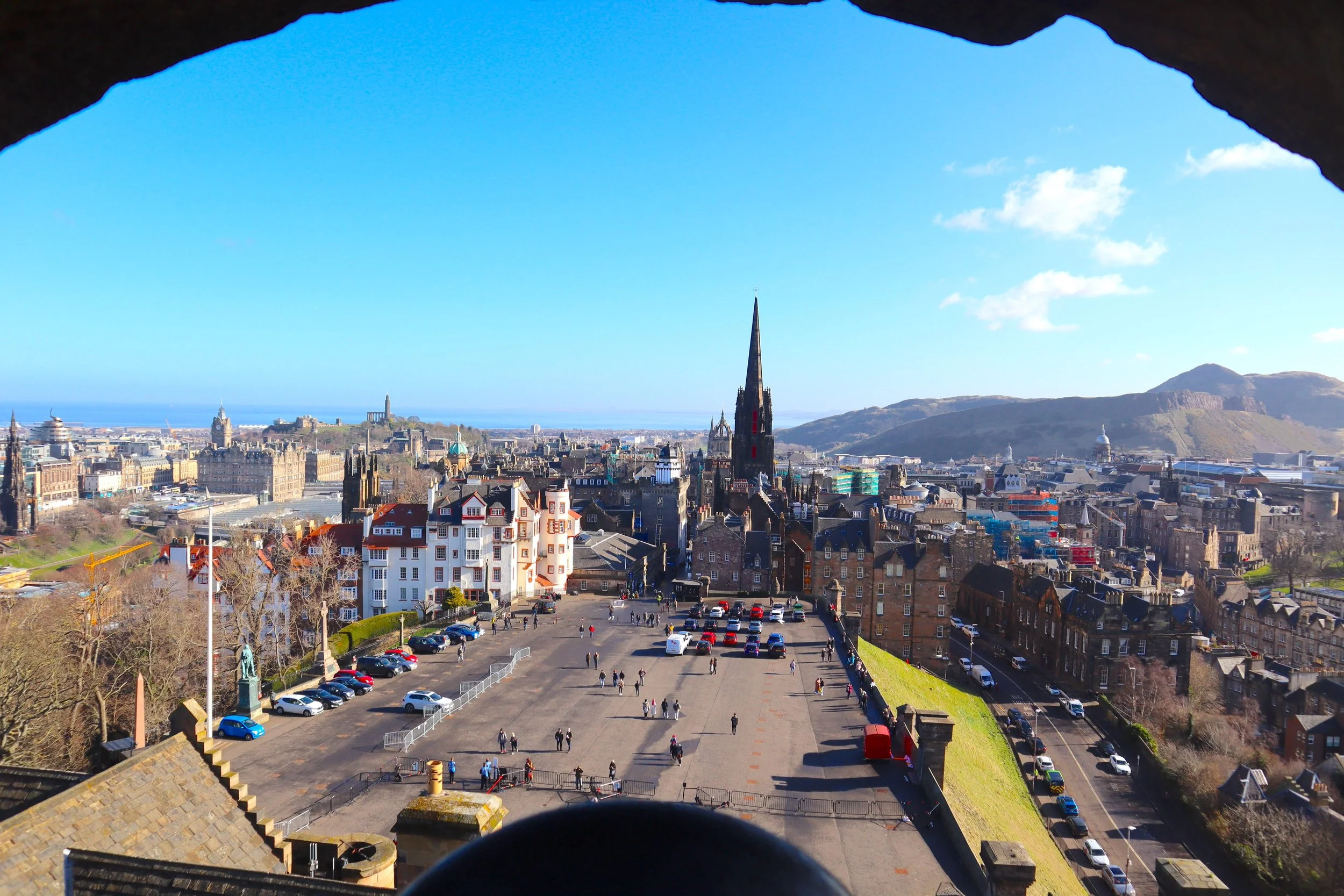 Monumental Features of Edinburgh Castle Esplanade — Edinburgh Expert ...