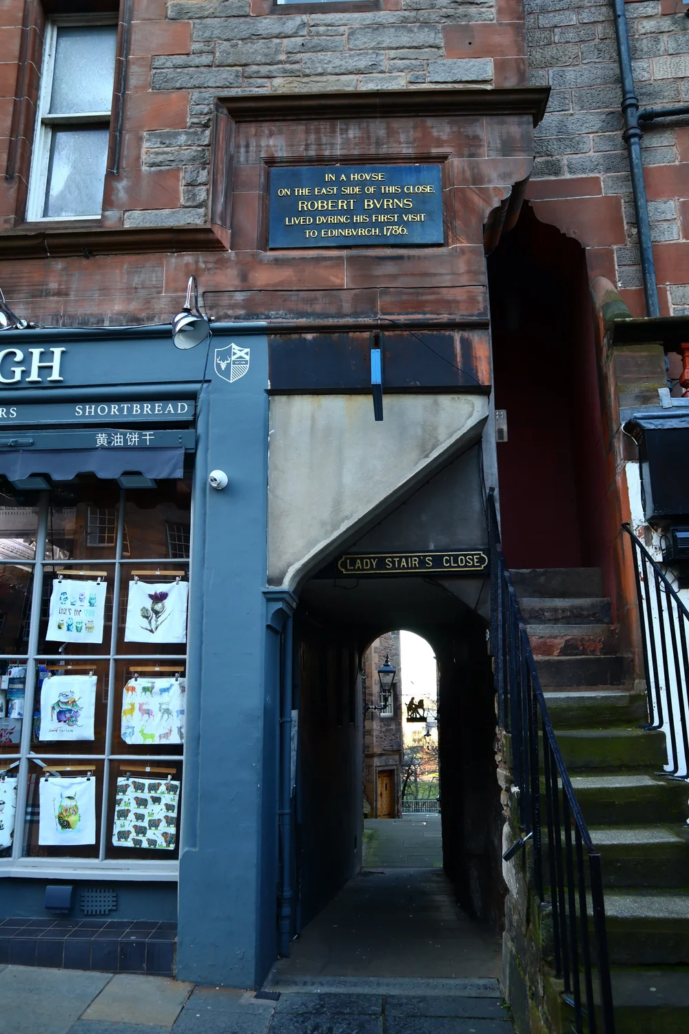 Edinburgh’s Old Town - What’s the difference between Closes, Wynds and ...