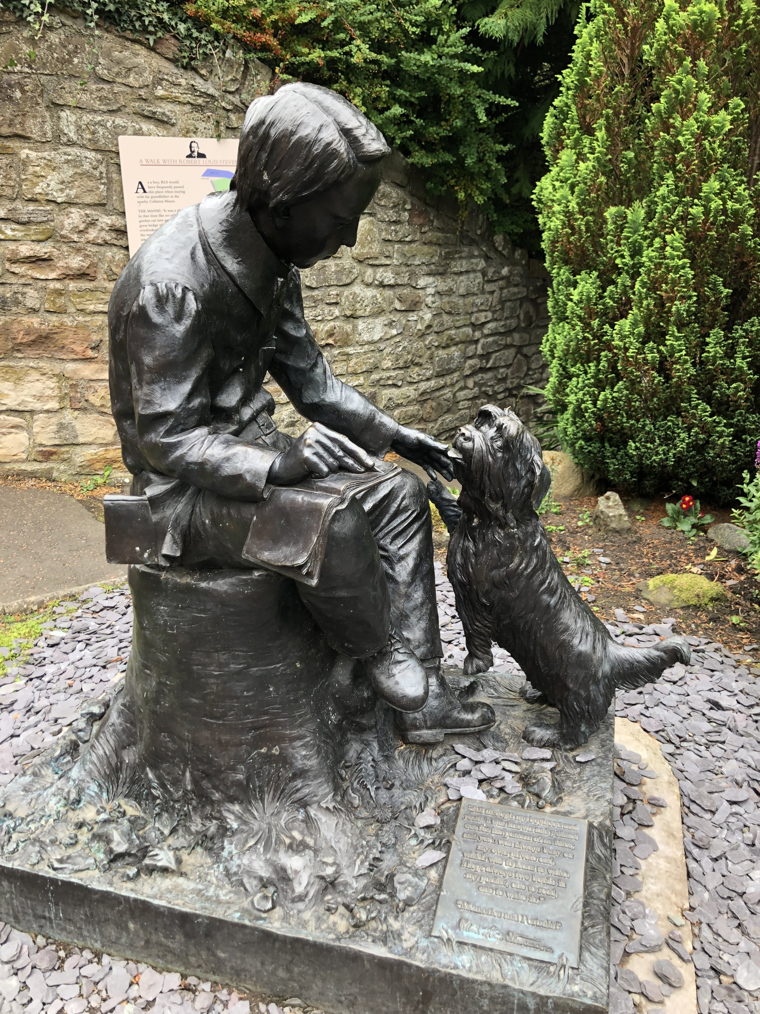 Five Statues of Edinburgh Dogs — Edinburgh Expert Walking Tours