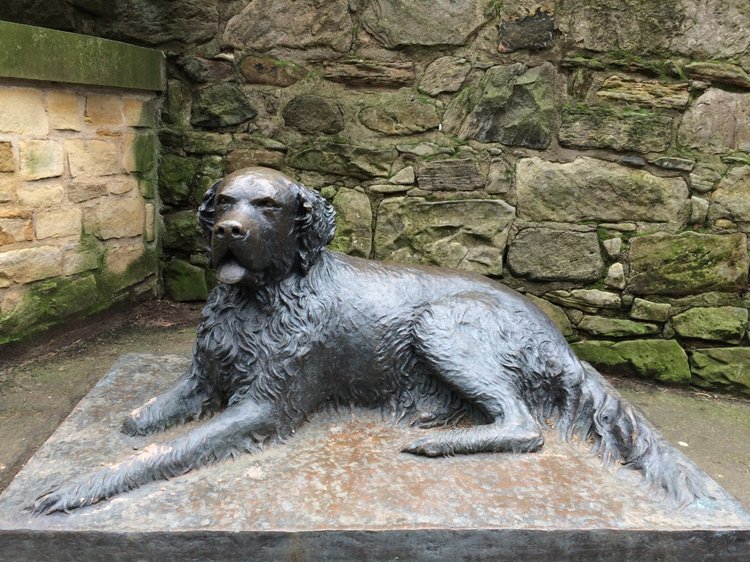 Five Statues of Edinburgh Dogs — Edinburgh Expert Walking Tours