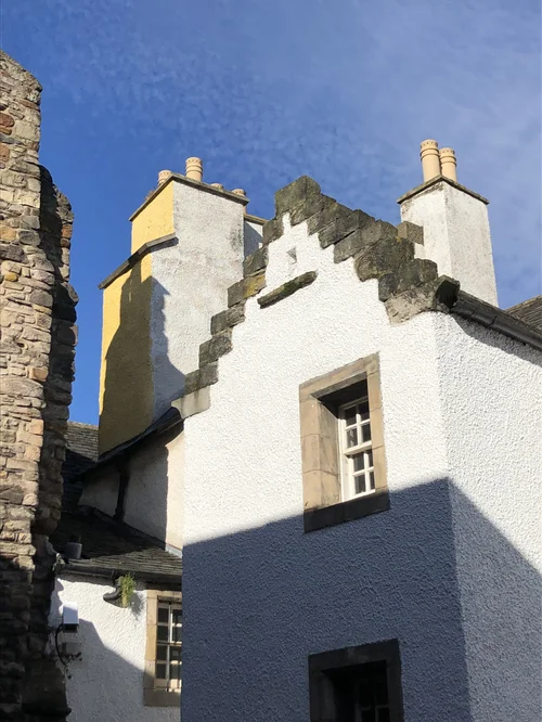 Architecture of Edinburgh - The Scots Baronial Style — Edinburgh Expert ...