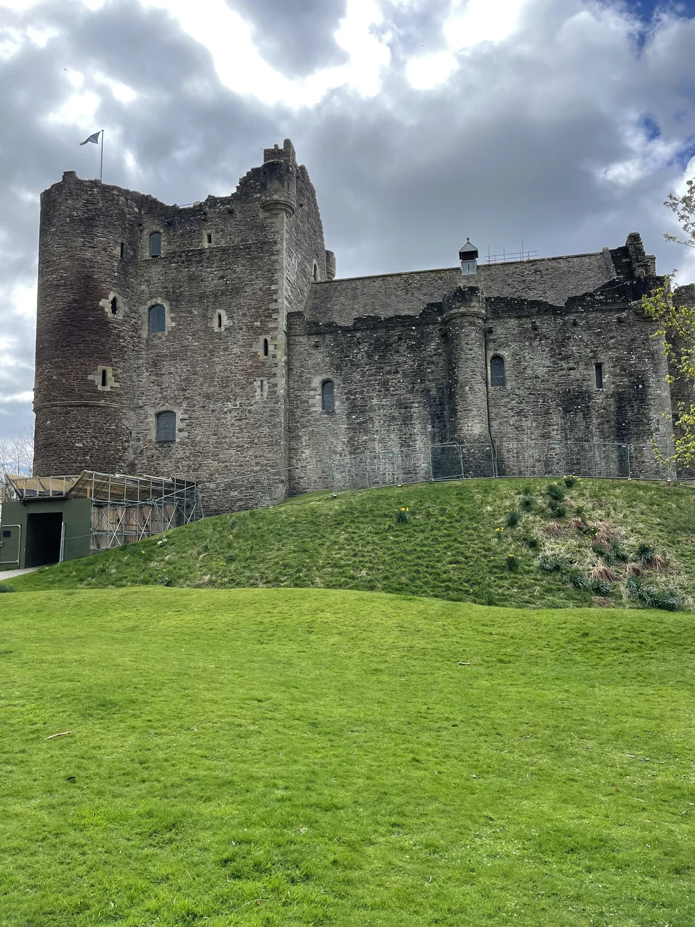 A Day Trip Out of Edinburgh - Visit Doune Castle — Edinburgh Expert ...