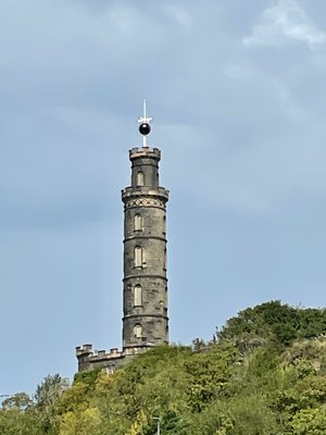 Architecture of Edinburgh - The Nelson Monument — Edinburgh Expert ...