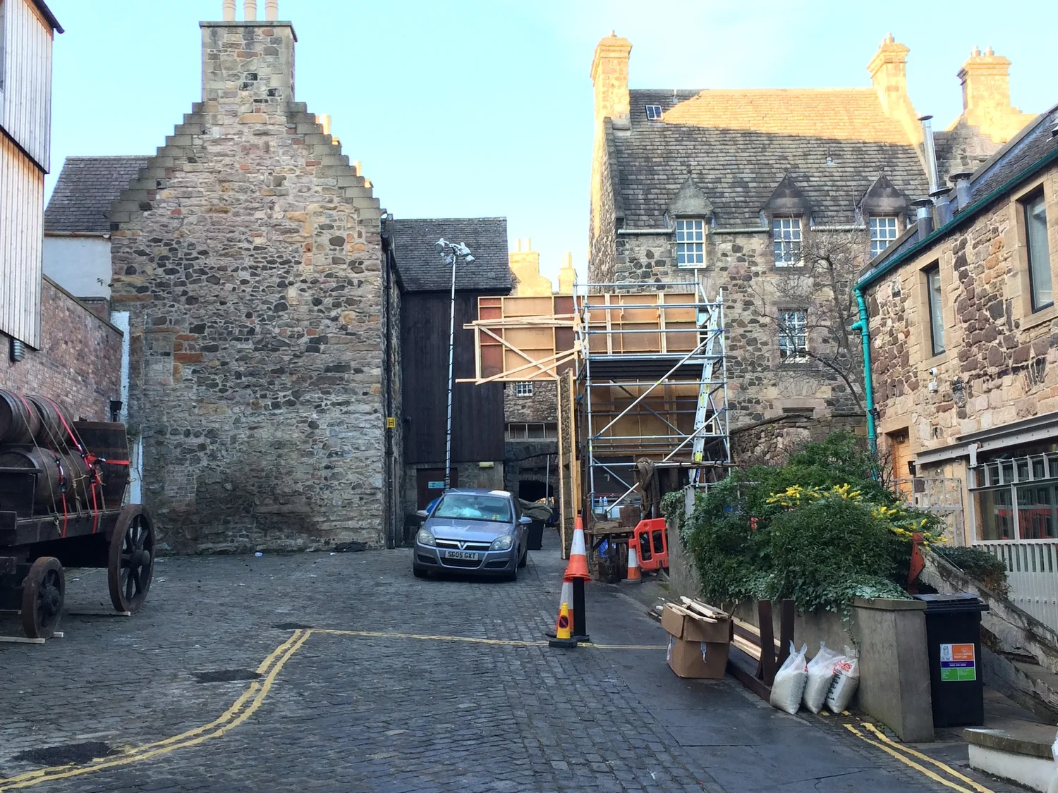 On Location - TV’s Outlander Film Sites in Edinburgh and Beyond ...