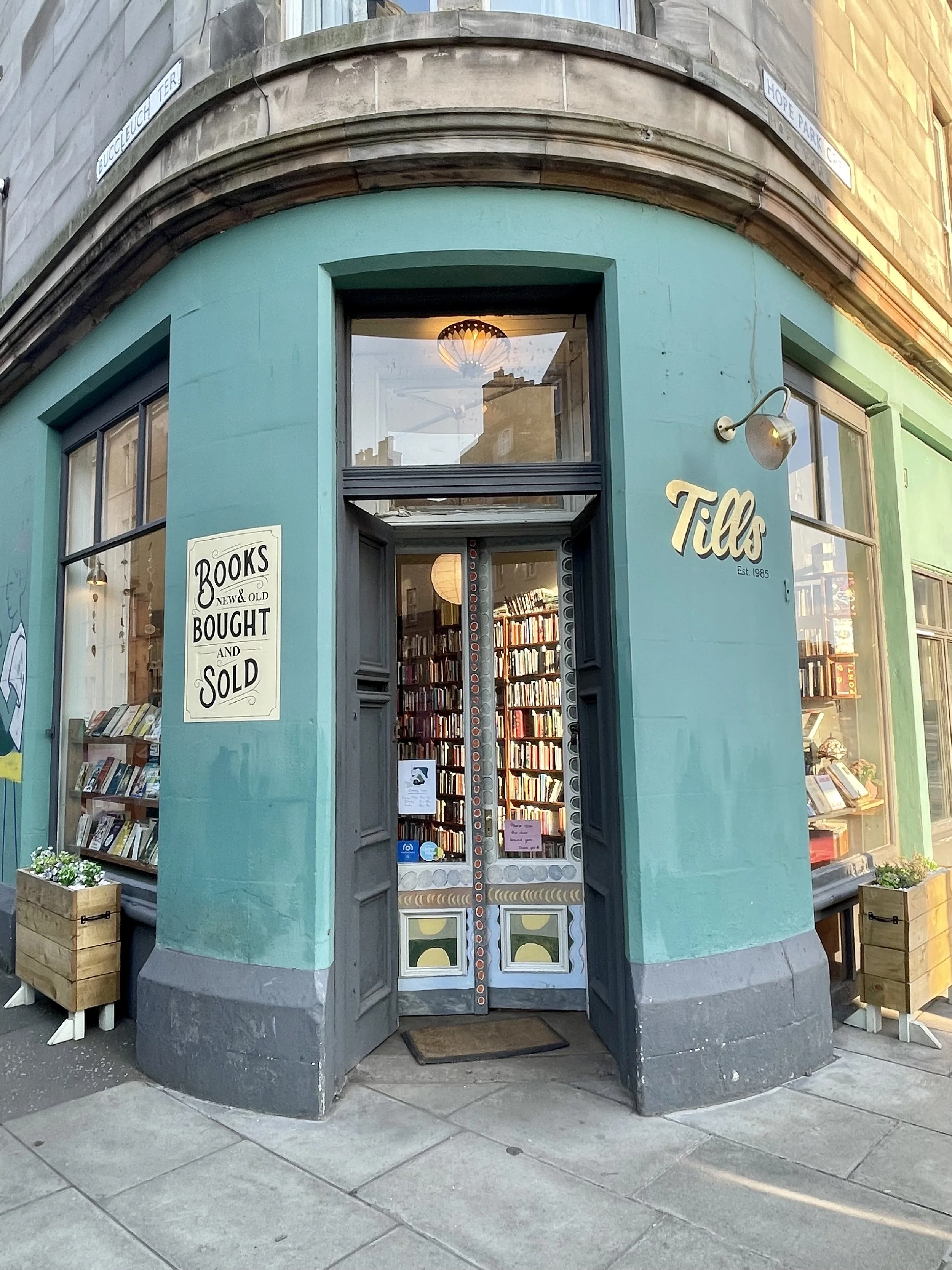 Bookshops of Edinburgh — Edinburgh Expert Walking Tours