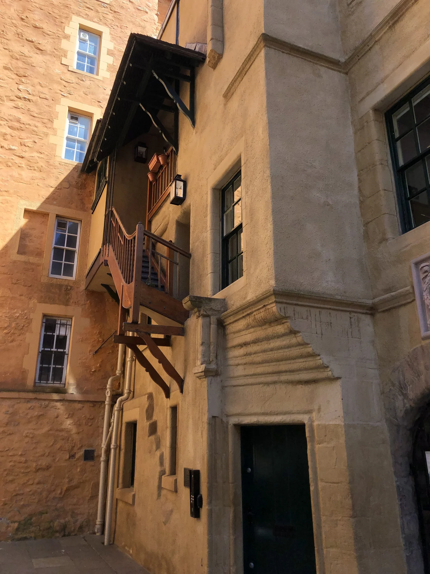 Edinburgh’s Old Town - What’s the difference between Closes, Wynds and ...