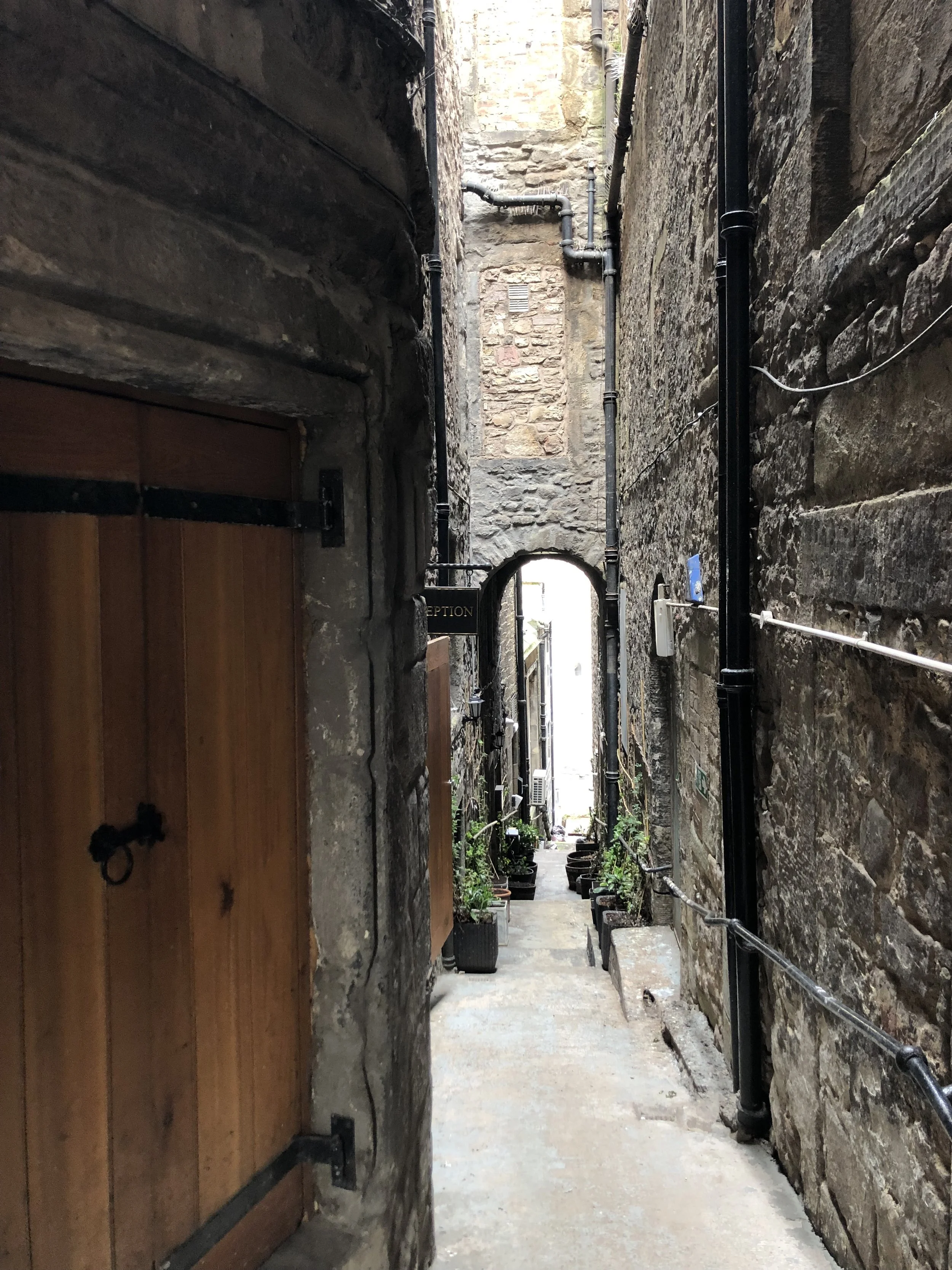 Edinburgh’s Old Town - What’s the difference between Closes, Wynds and ...