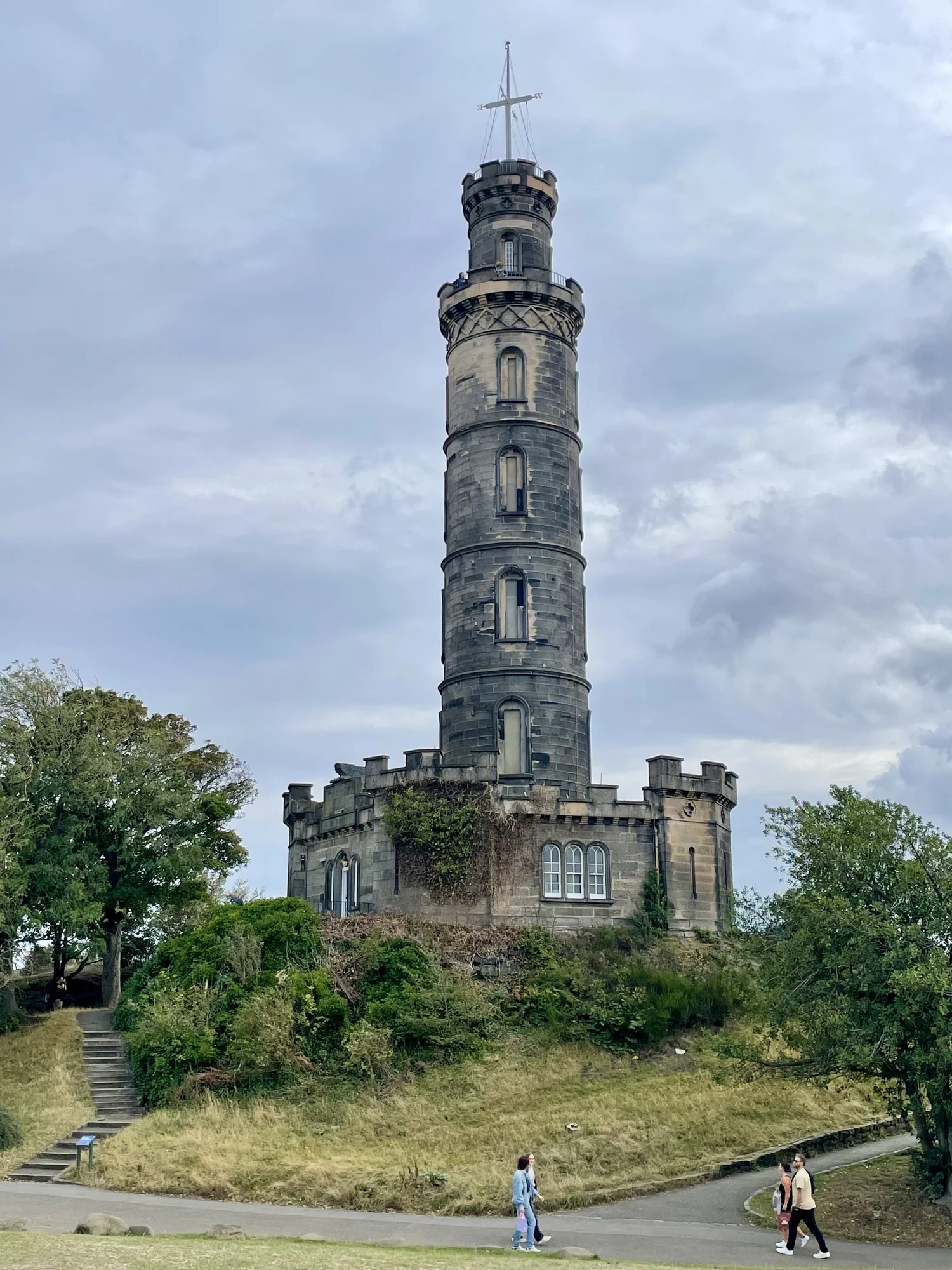 Architecture of Edinburgh - The Nelson Monument — Edinburgh Expert ...