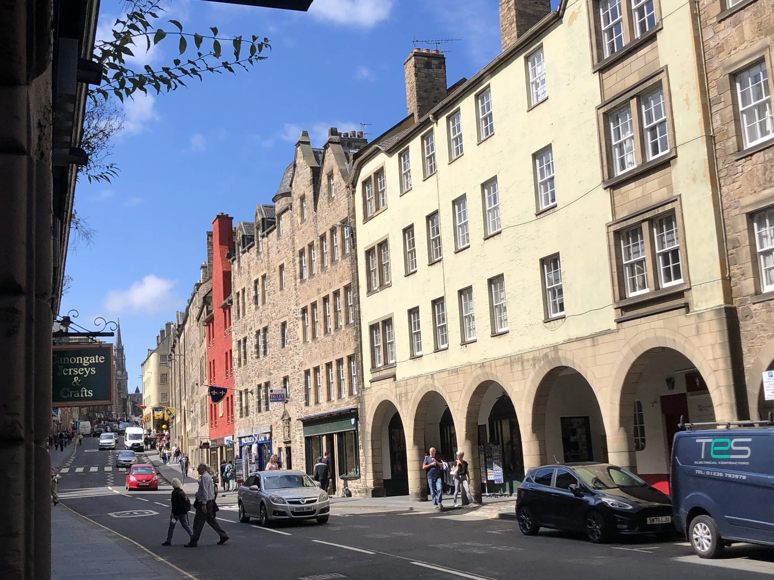 Architecture of Edinburgh - Robert Hurd and the Renovation of Canongate ...