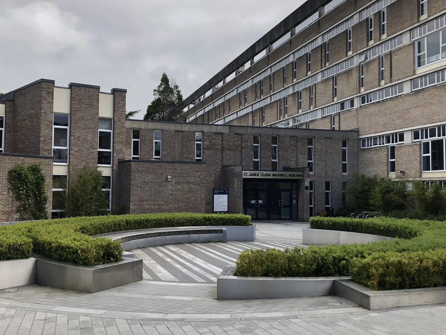 Architecture of Edinburgh - The Modernism of Sir Basil Spence ...