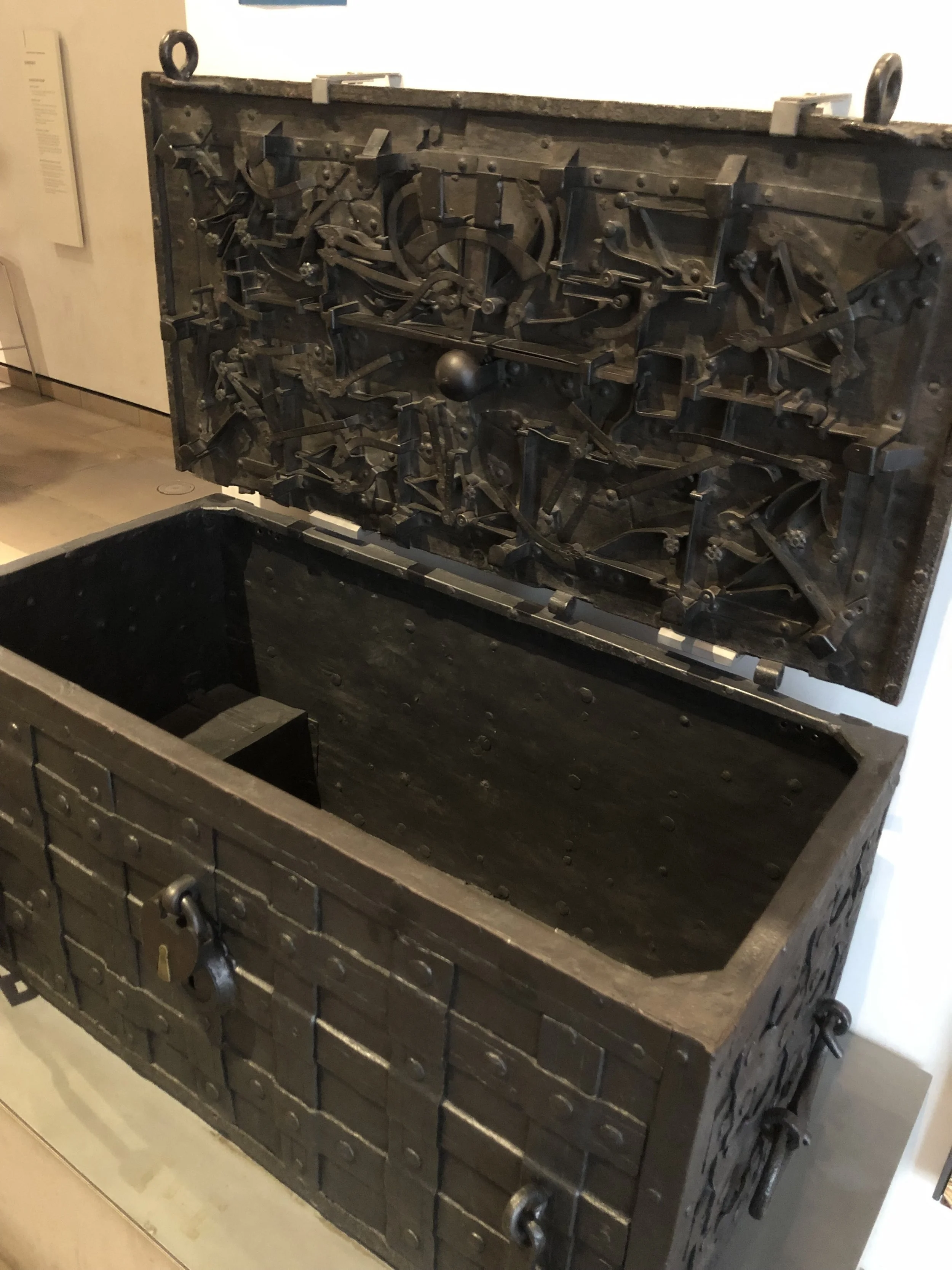 Scotland’s Doomed Darien Expedition - Disaster, Debt and Disease ...