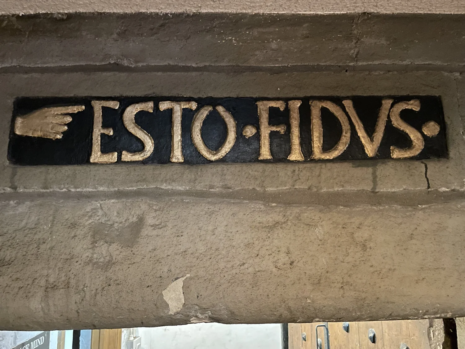 Latin and Scots Mottos - The Words and Phrases Carved into Edinburgh’s ...