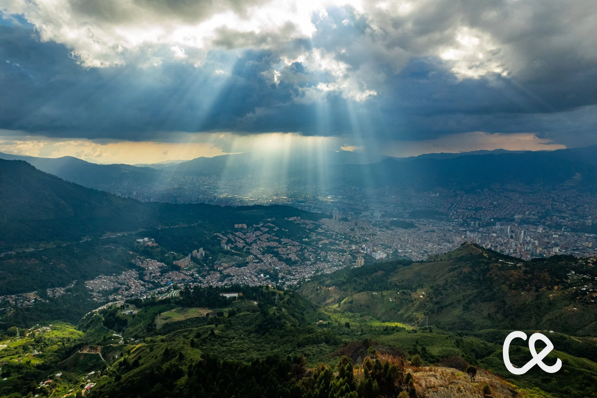 How to Move to Colombia - 10 Essential Steps [Read Before Visiting ...