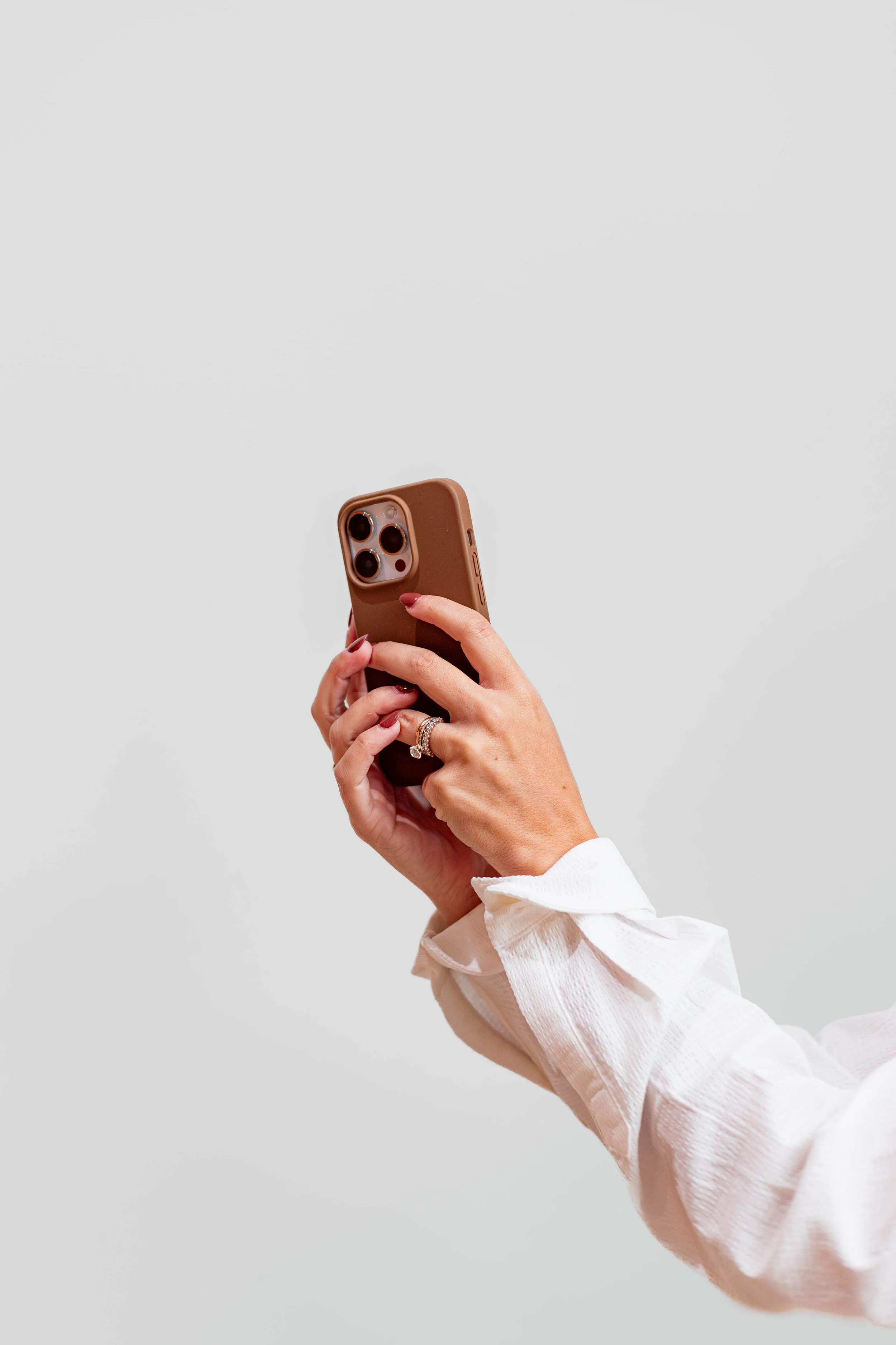 SHOWCASE: Gabrielle Wells Minimalist Brand Shoot at CANVAS — CANVAS ...