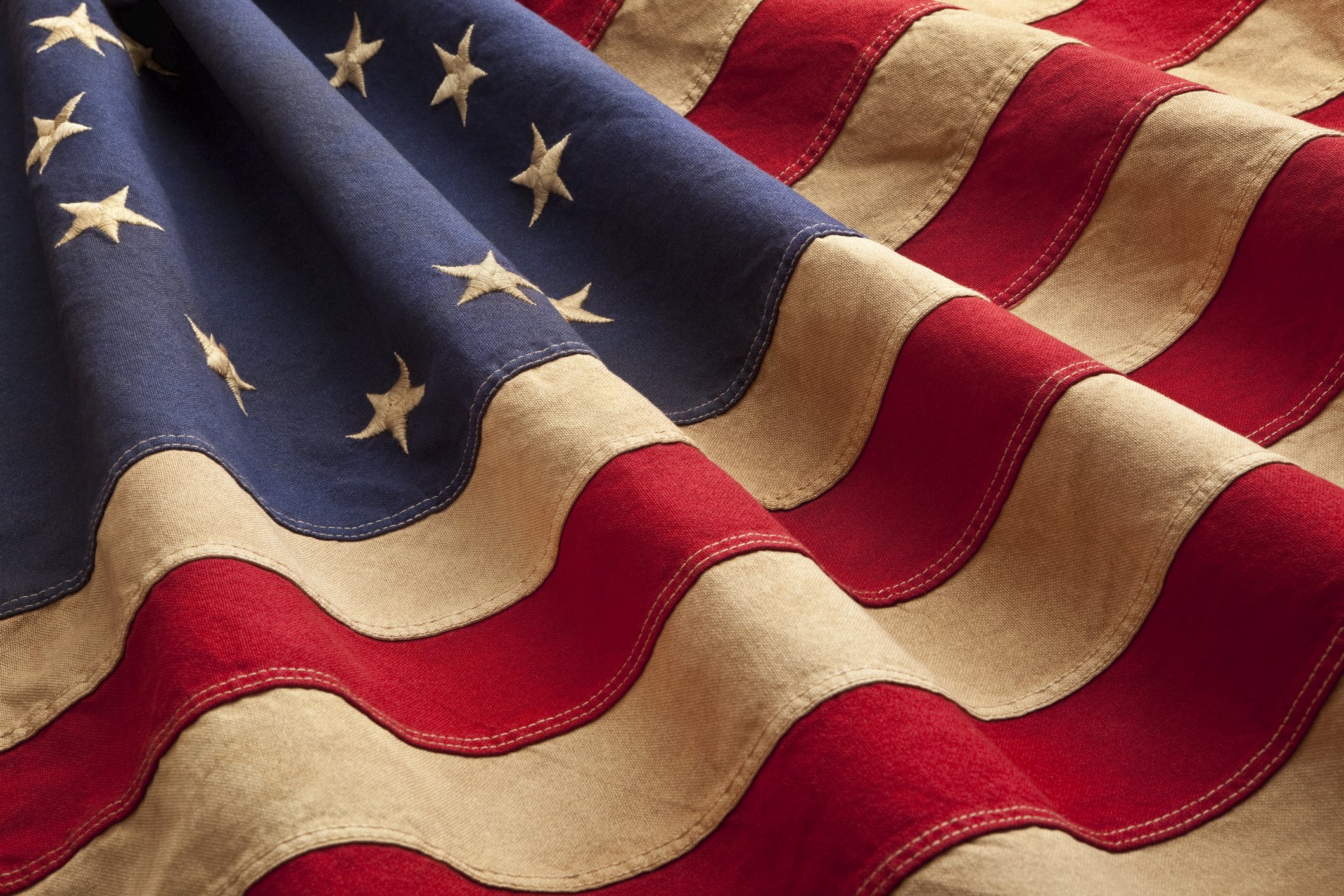 Betsy Ross & the History of the First American Colonial Flag | Silver ...