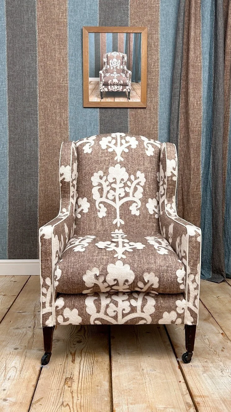 DIY Wavy Headboard Class — The Upholstery Studio