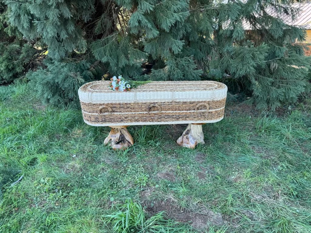 Natural Burial Vessels