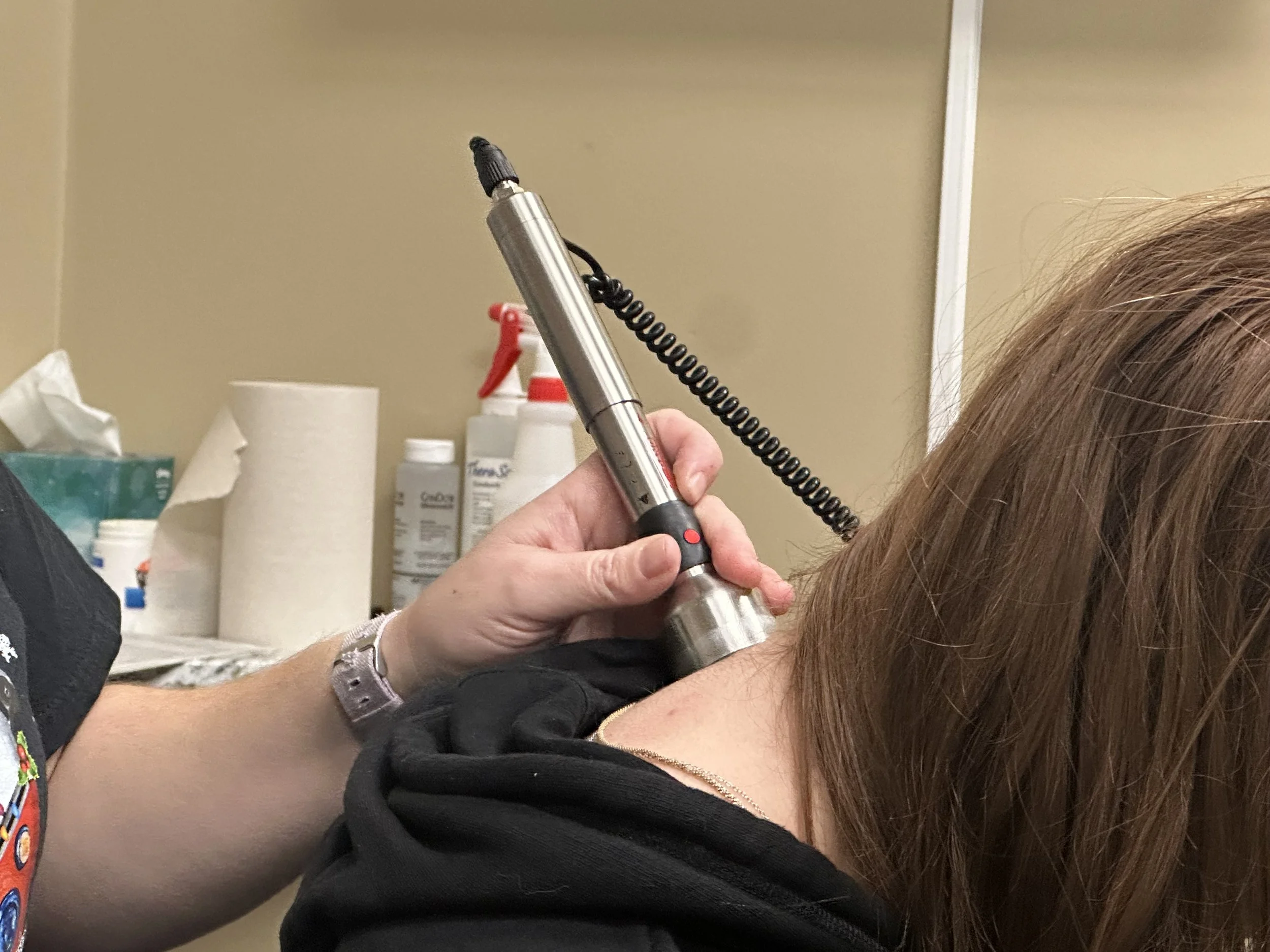 Cold Laser Therapy- Universal Chiropractic-