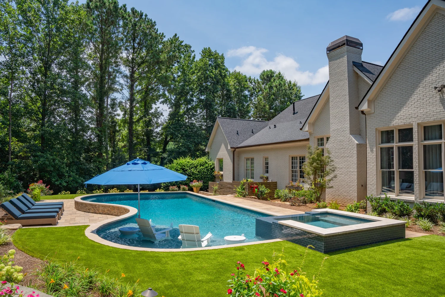 Curvilinear Pool Gallery in Atlanta, GA | %s — Custom Pools of Atlanta
