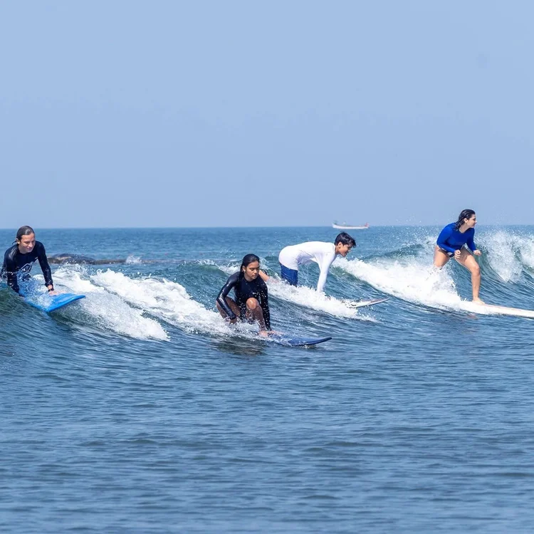 Octopus Surf - Surfing in Goa