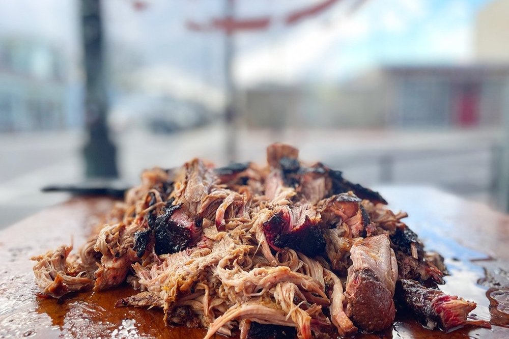 Pik Nik BBQ in Tarrytown