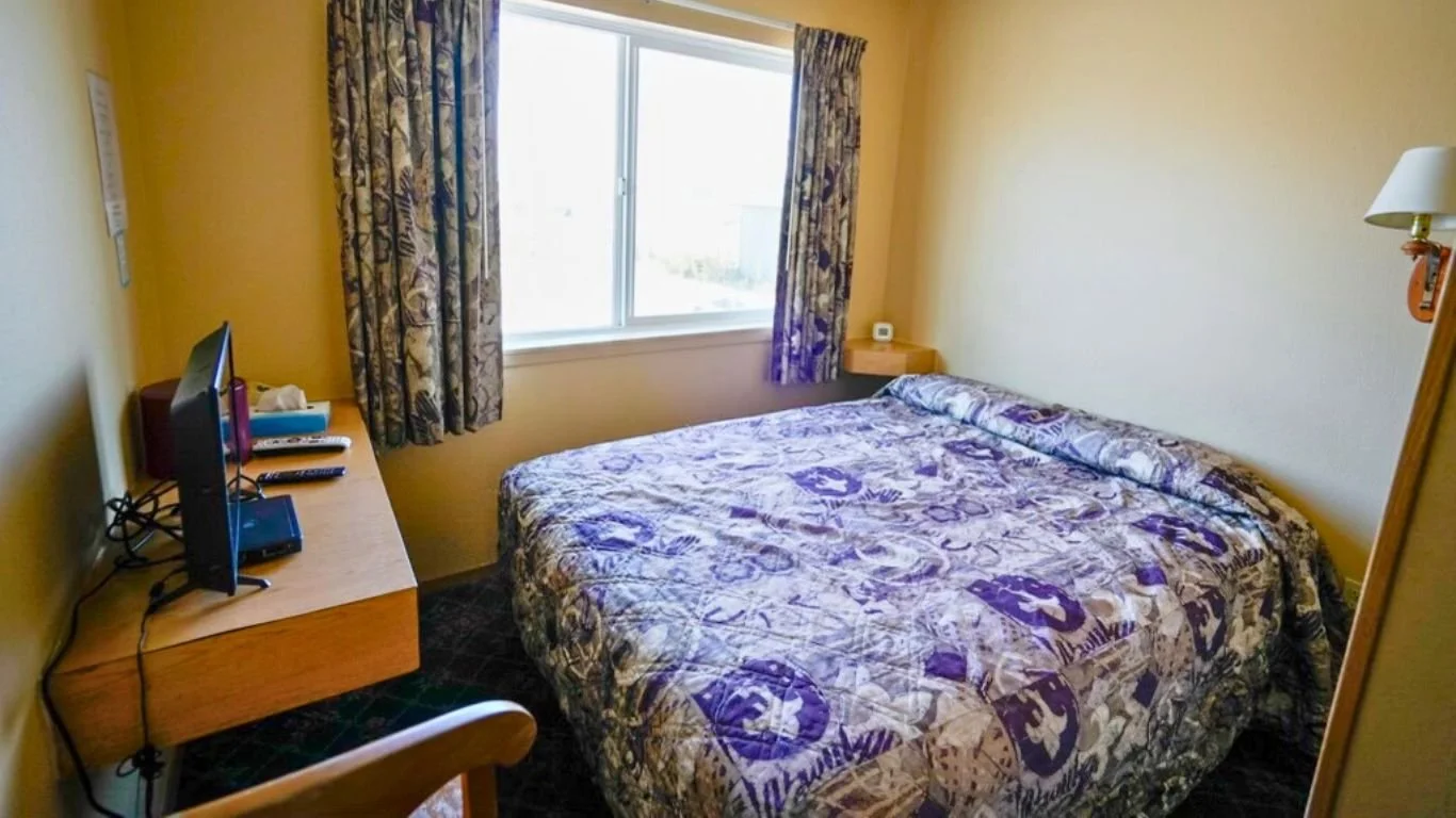 The Duck Inn, Cafe, and Lounge | Good food and fun in Soldotna, Alaska