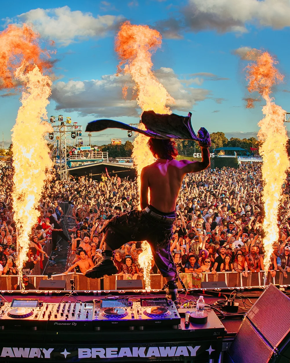 Breakaway 2025 Tour — EDM Tomorrow