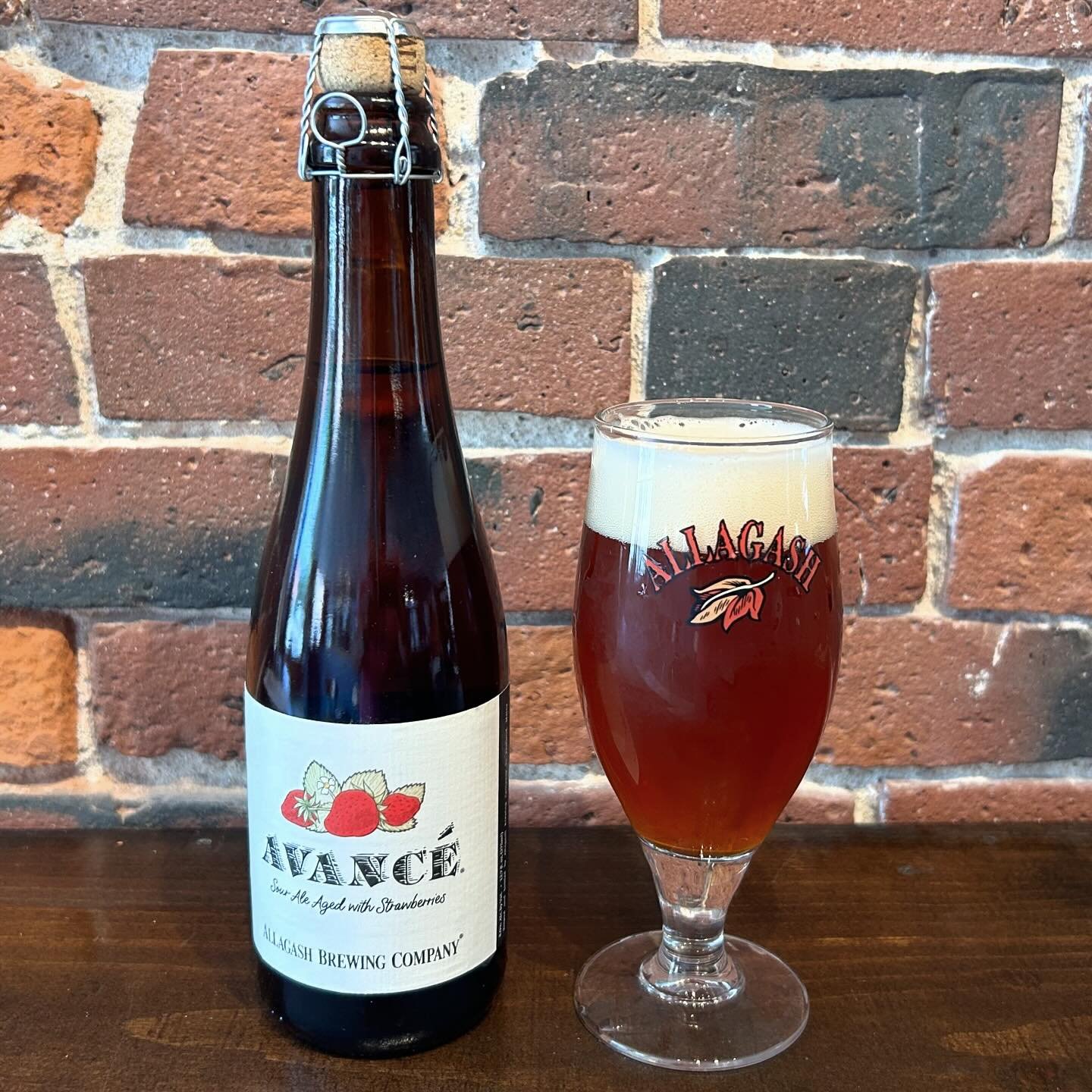 Portland Beer Hub - Old Port Craft Beer Bar & Store in Portland, Maine