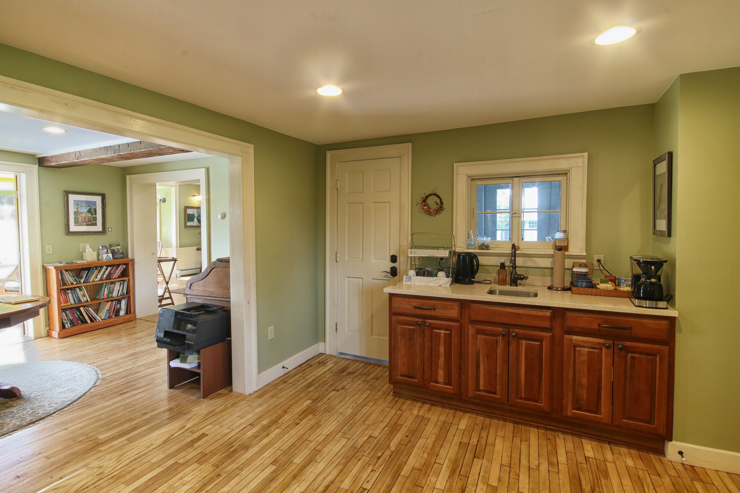 Rooms & Cabins — Bark Eater Inn