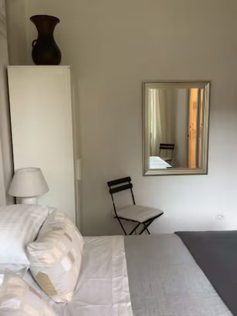 The Poet's Room at Villa Monestevole 501 — Villa Monestevole 501