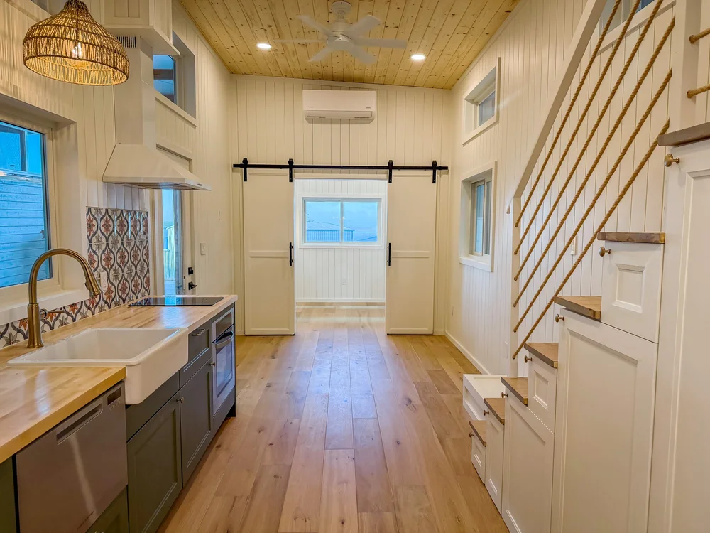 NOMAD Handcrafted Tiny Homes