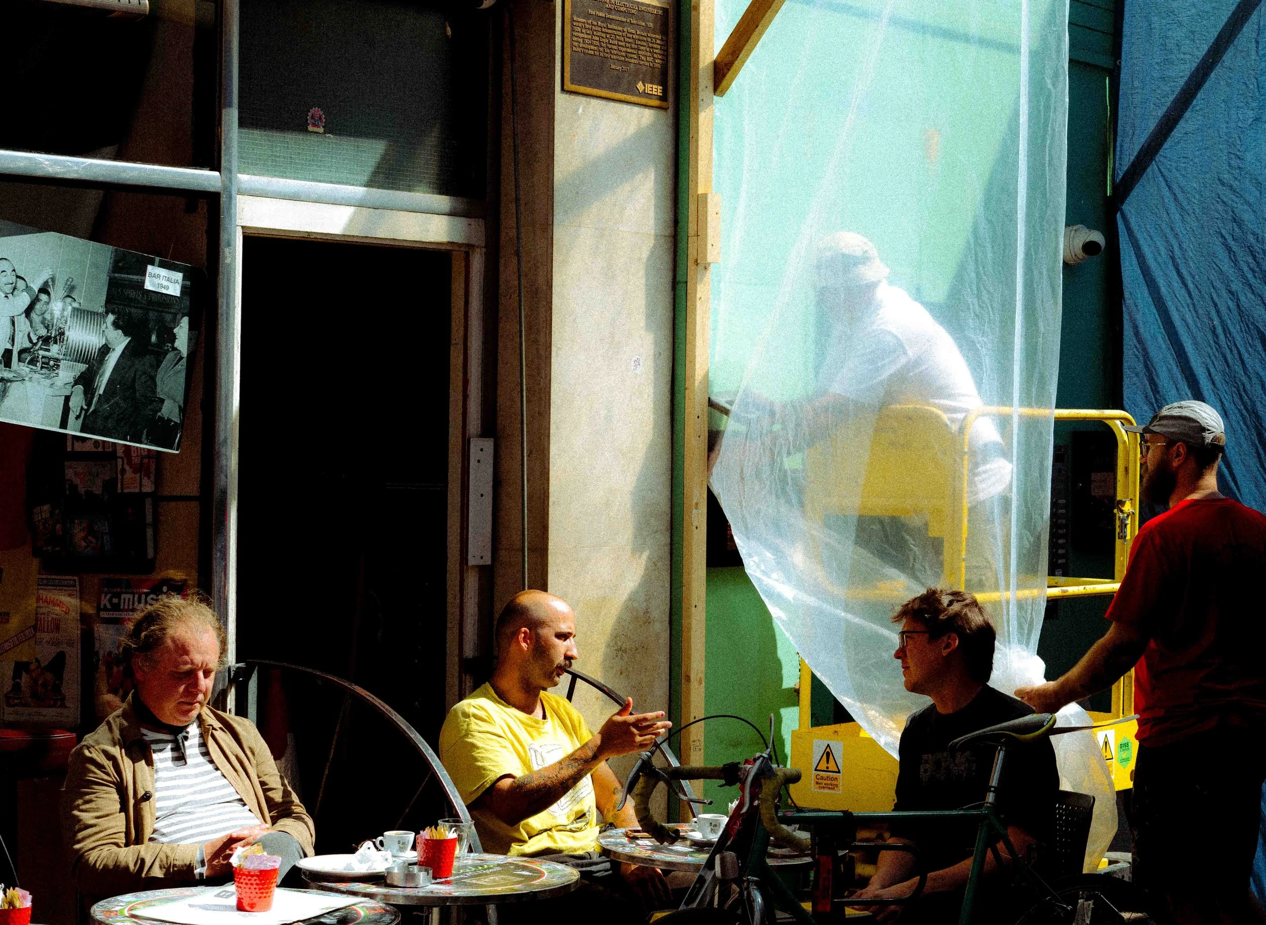 London Based Street Photographer | Matt Lidbetter