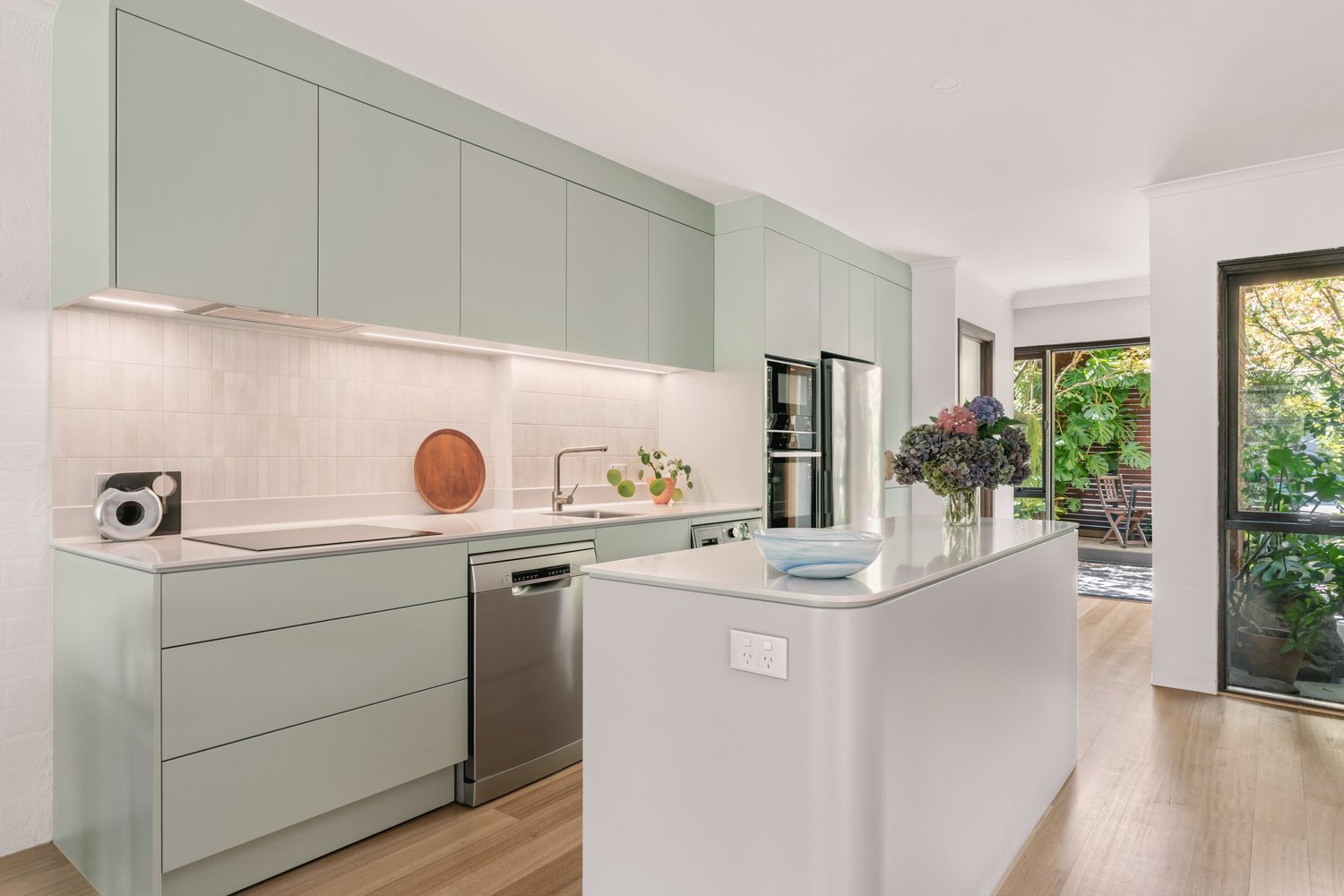 Splashbacks | Kitchen Design Materials | Smith & Smith