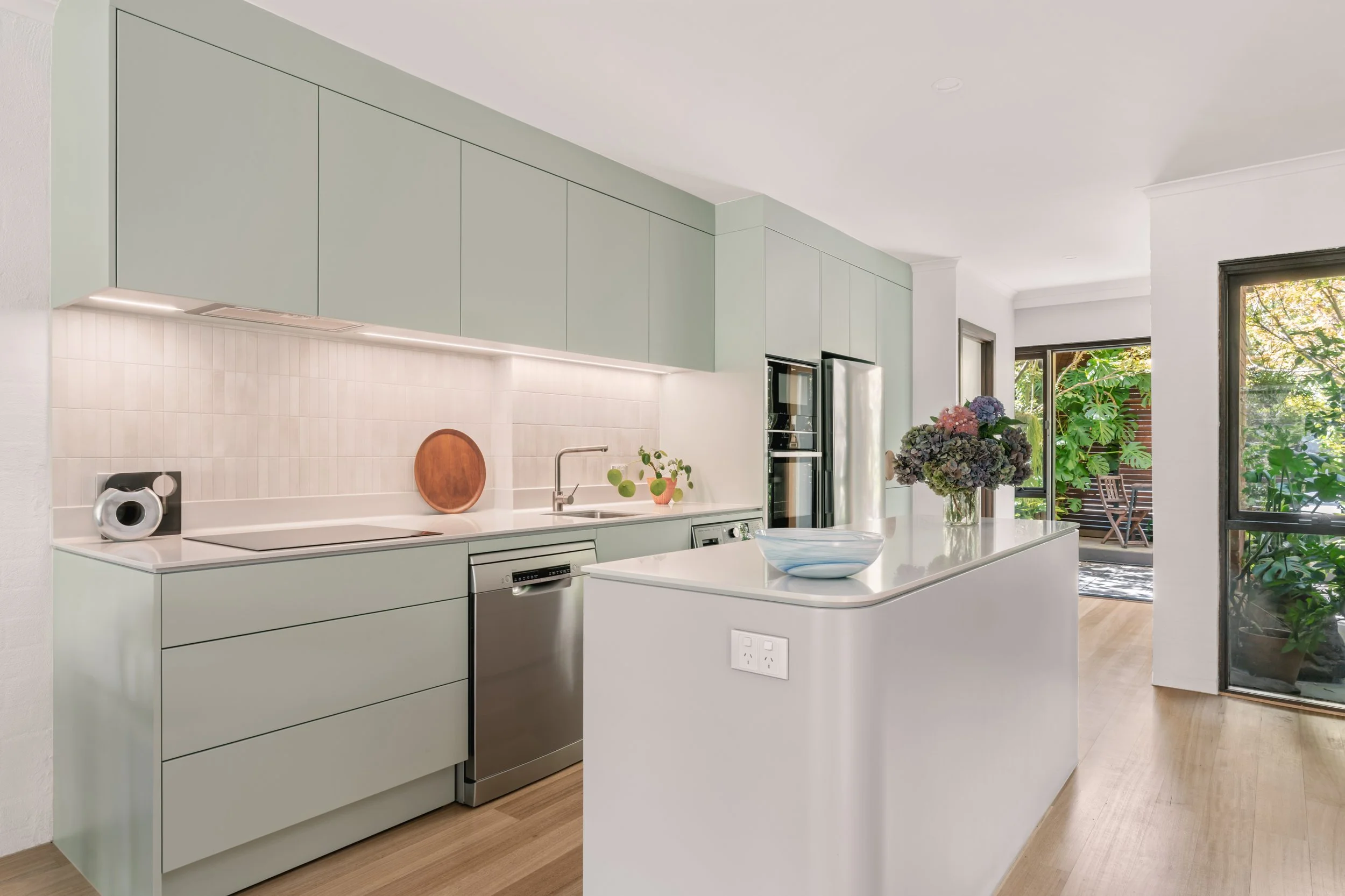 Splashbacks | Kitchen Design Materials | Smith & Smith