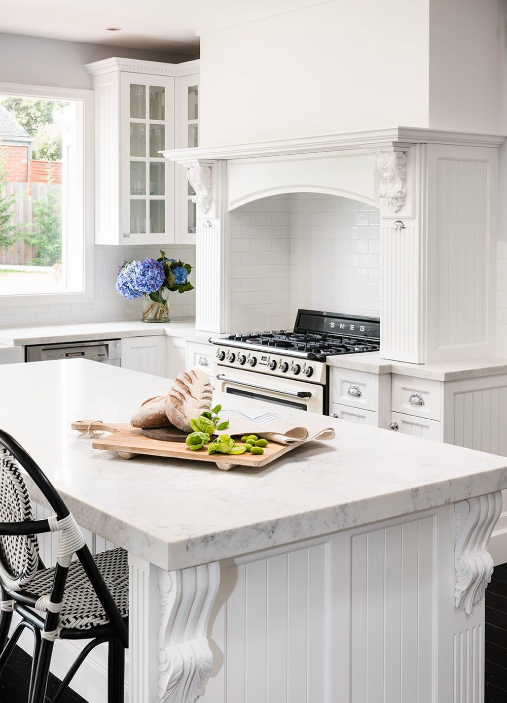 Barton Le Clay Country Kitchens | Smith & Smith