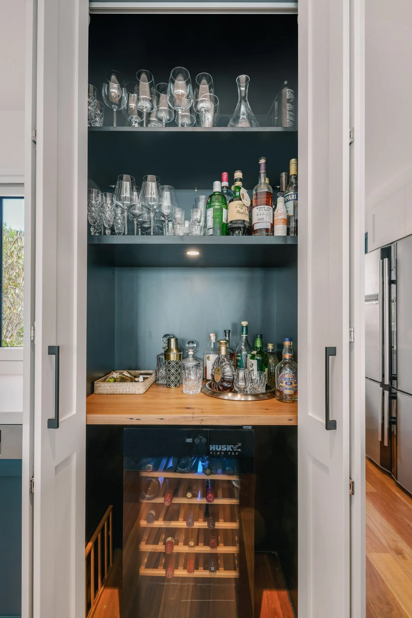 Contemporary Minimal White Kitchen | Smith & Smith Kitchens - Melbourne ...