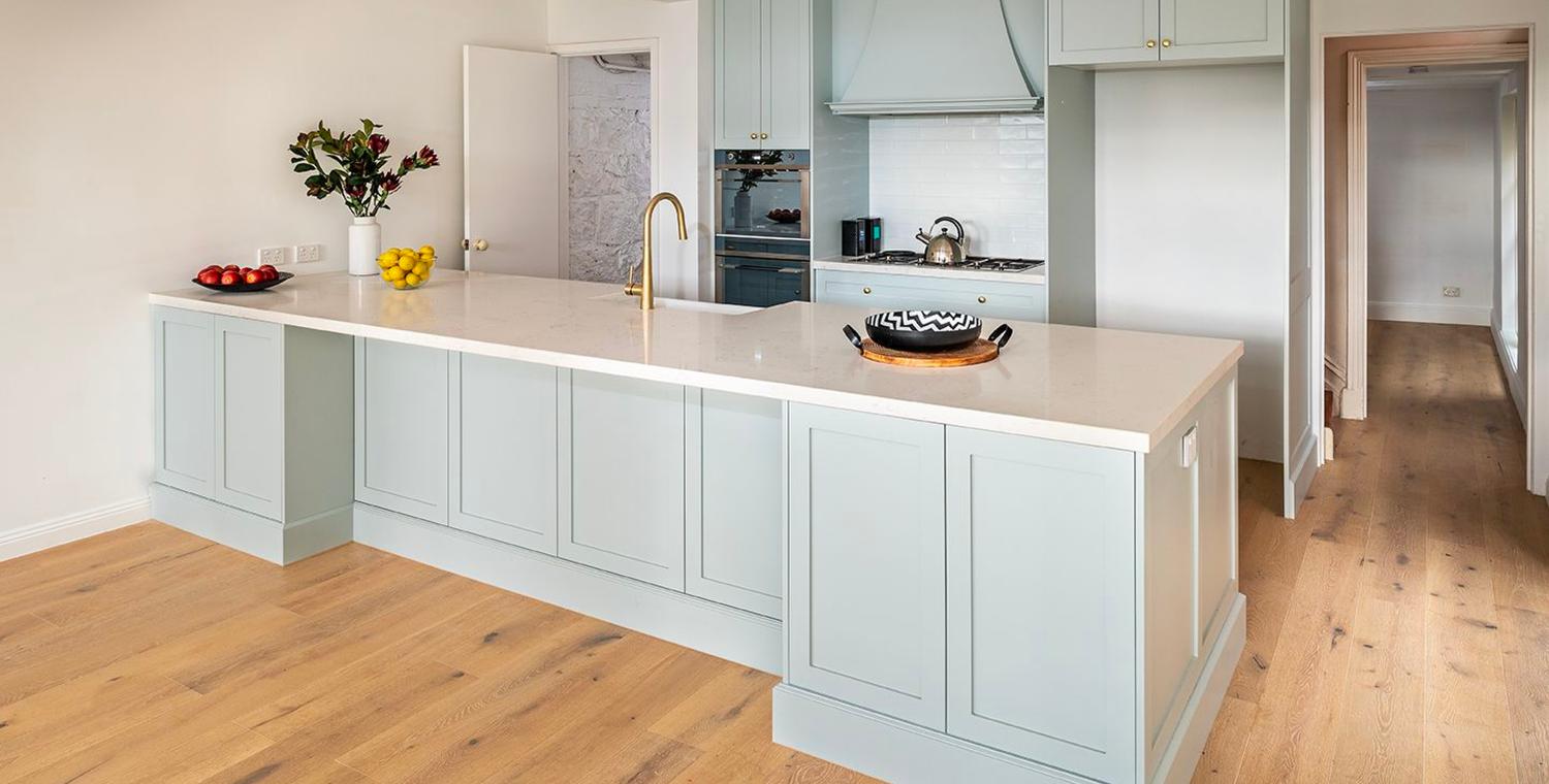 Manningtree Coastal Kitchens | Smith & Smith