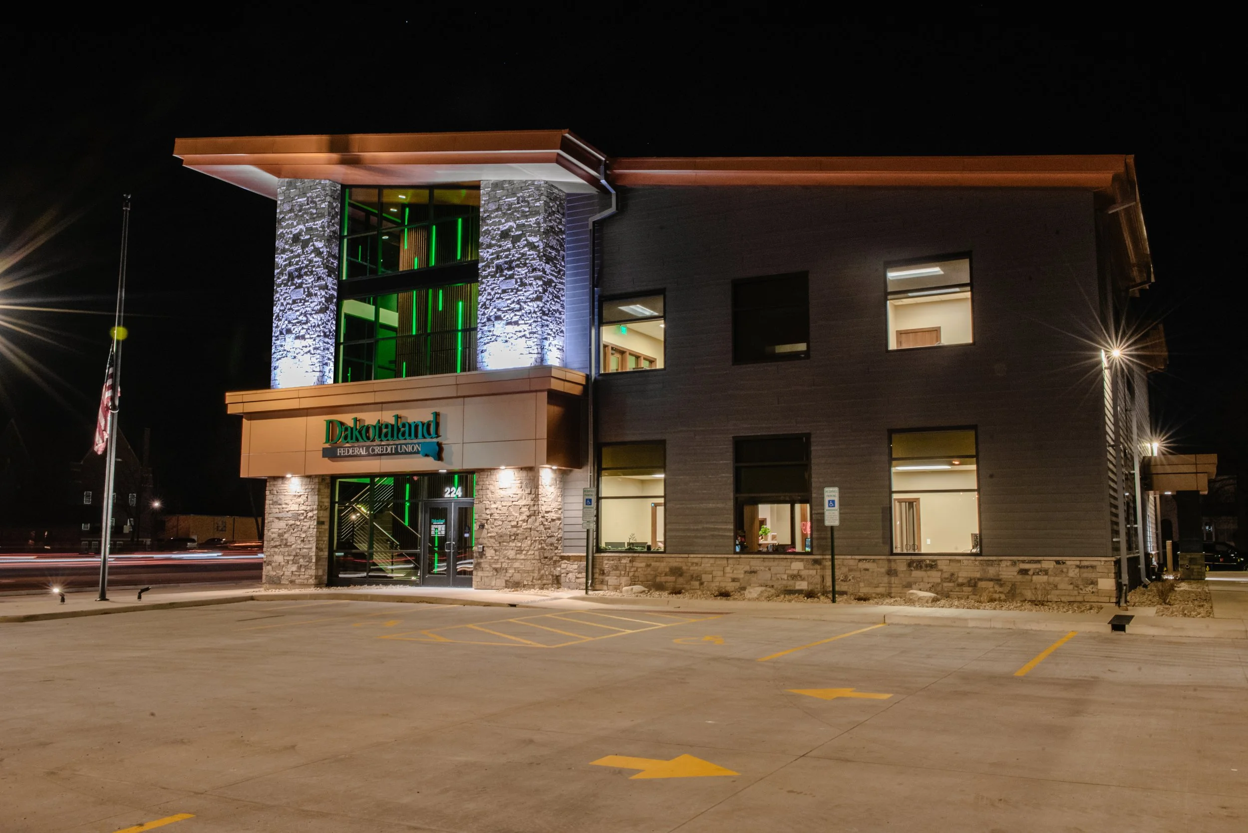 Dakotaland Federal Credit Union — HTG Architects