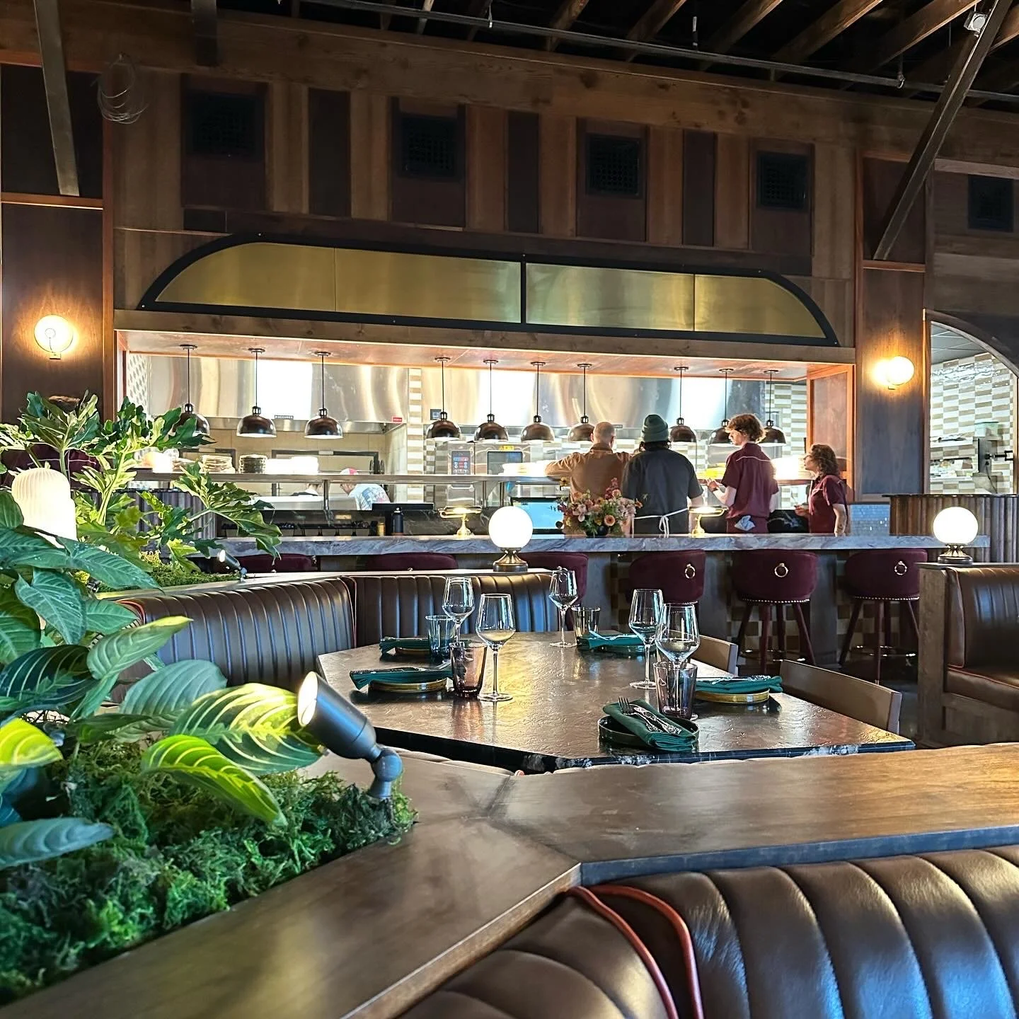 Dining — Hotel Herringbone